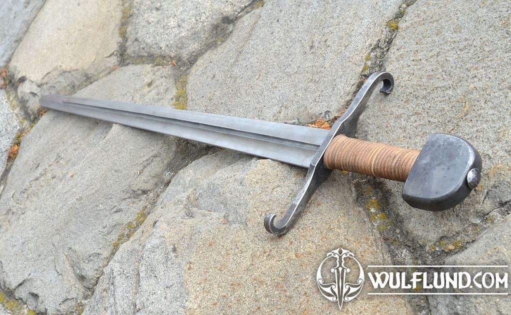 SLAVIC SWORD from Mikulcice, hand forged replica medieval swords swords ...