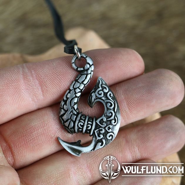 MAORI HOOK PENDANT - wulflund.com