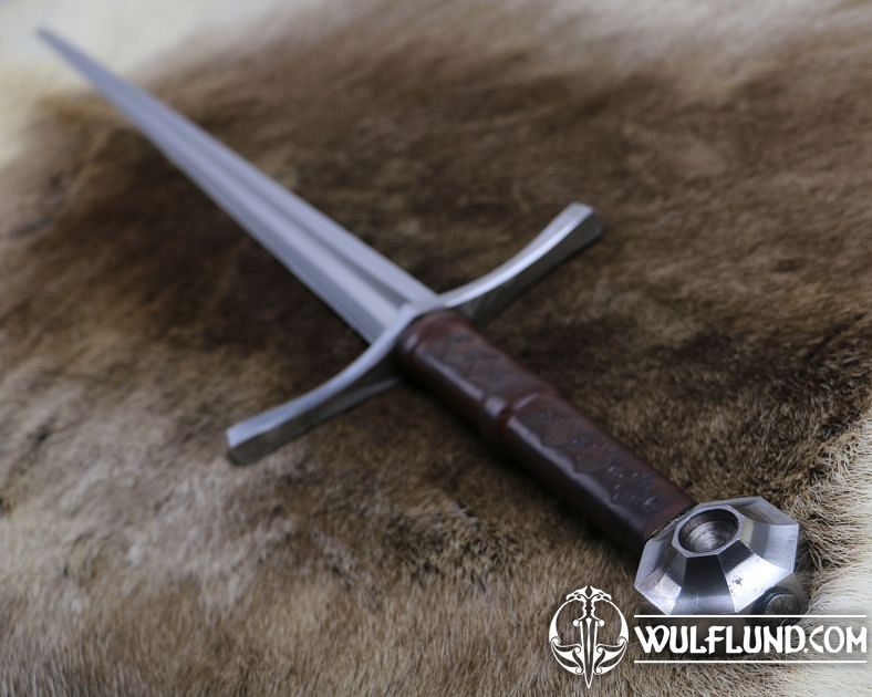 OCTAGON hand and a half sword Arma Epona Medieval swords Swords ...