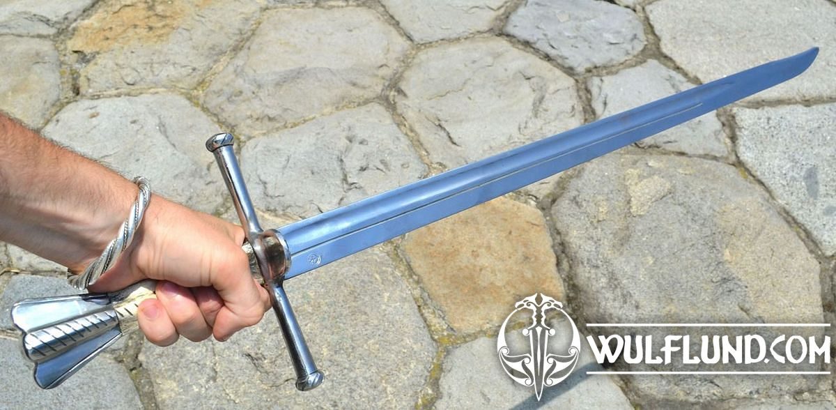 MEDIEVAL FALCHION with an antler handle falchions, Scotland, other ...