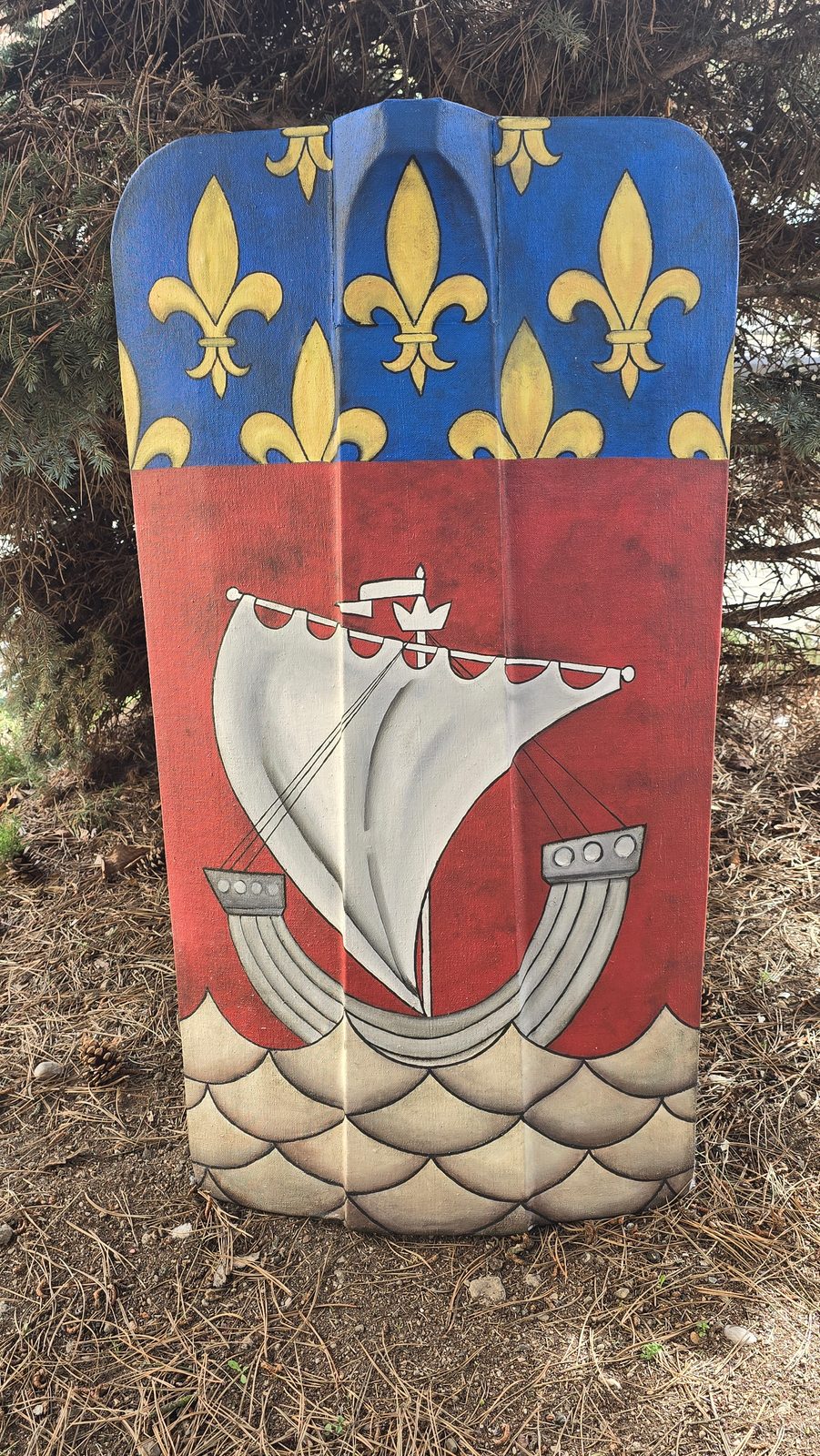 Pavise shield of Paris, hand-painted wooden medieval shield Wulflund