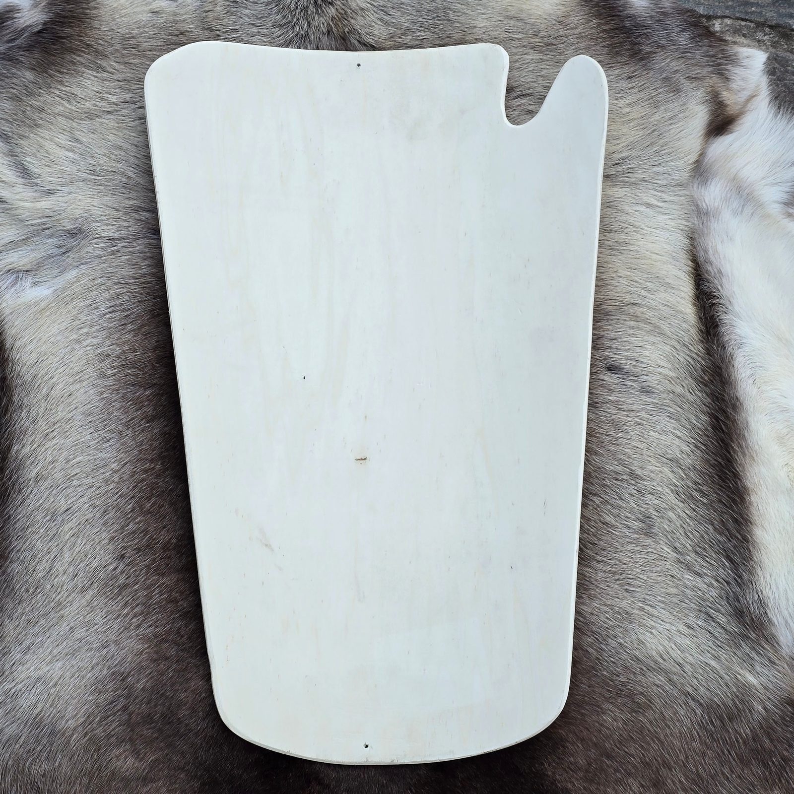 Jousting shield II. c.1350-1420 - plywood Living history shields ...