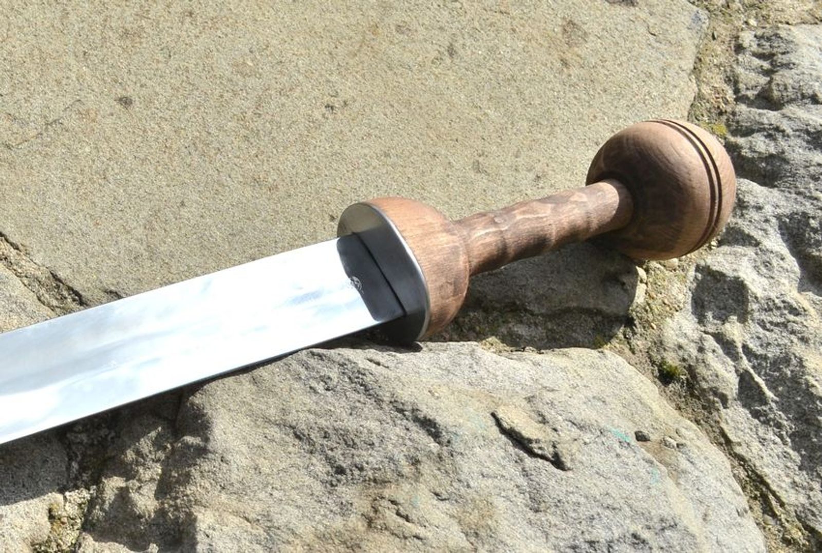 GLADIUS, réplique d'objet contondant pour le combat de scène Nous ...