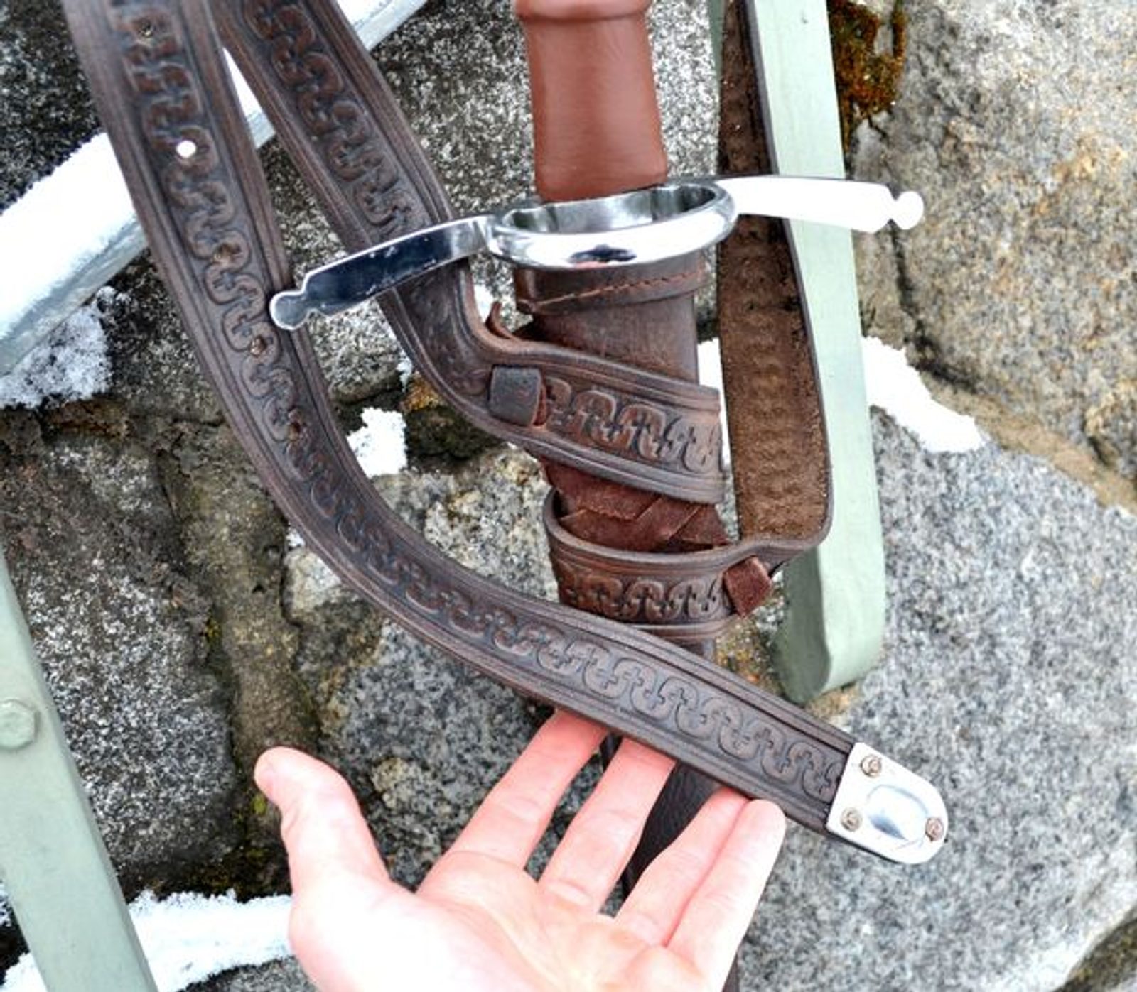 LEATHER SWORD SCABBARD for medieval sword, custom made Wulflund