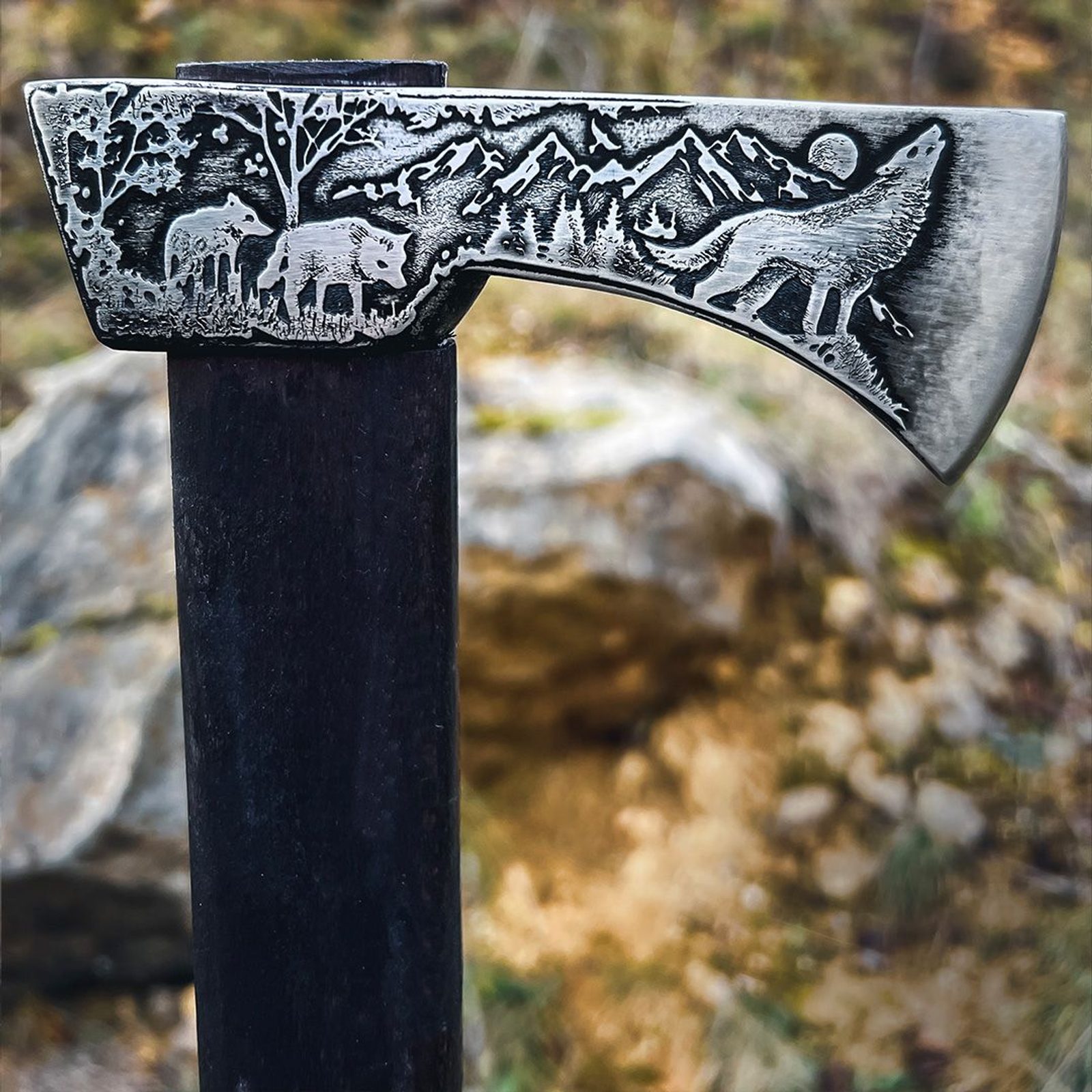 CARPATHIAN VALASKA traditional forged Axe - etched with Wolf and Deer ...