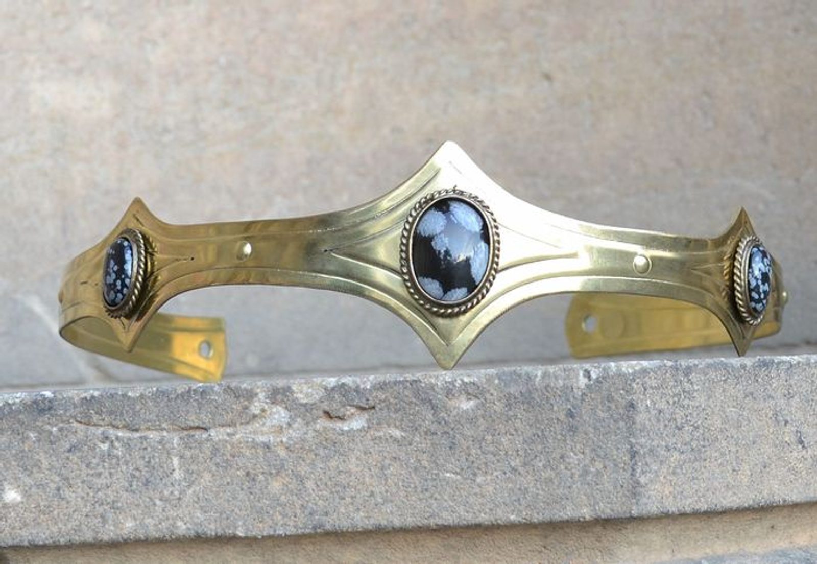 MEDIEVAL GOTHIC CROWNS with stones Wulflund