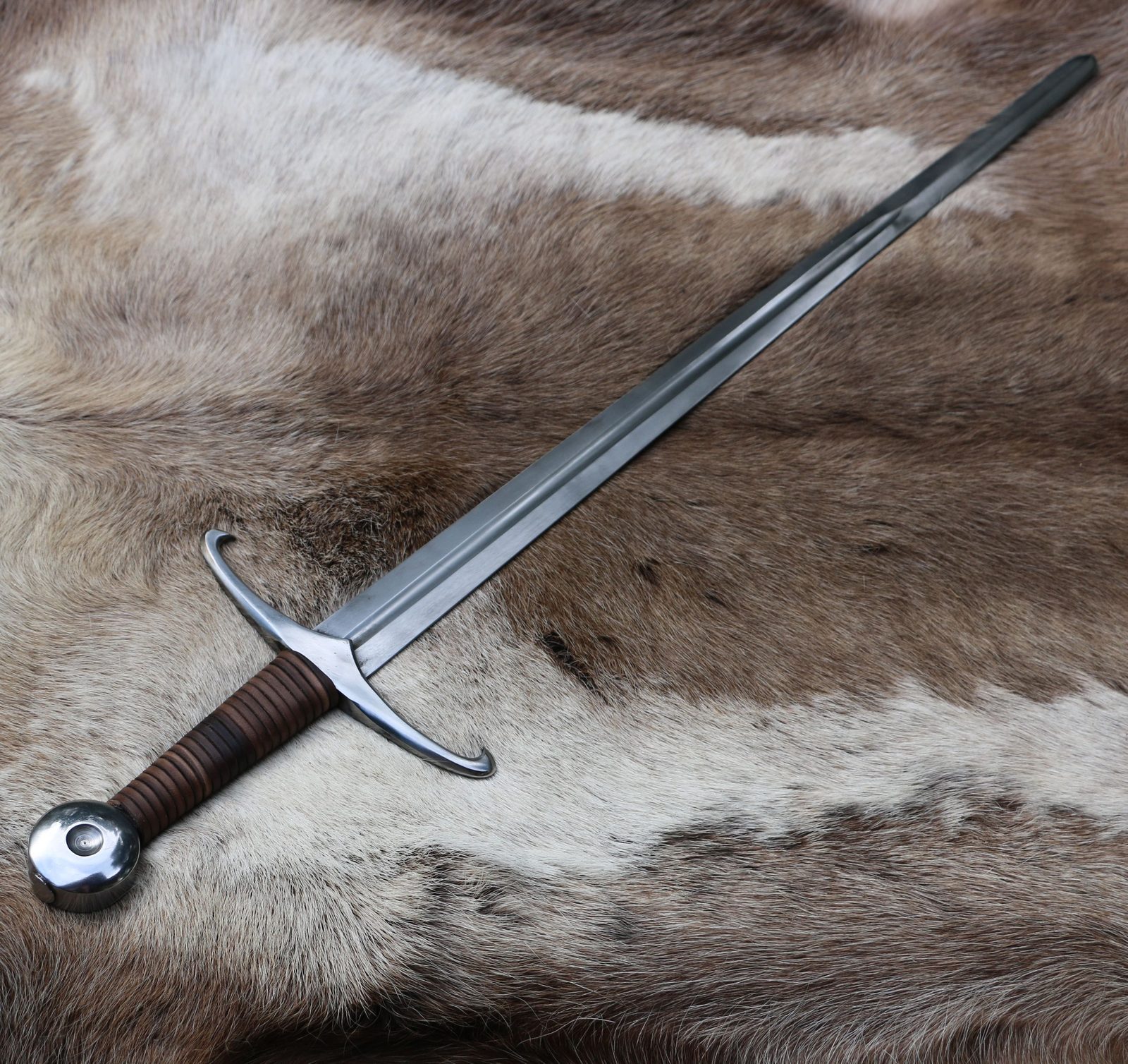 LAMOND medieval one-handed sword Wulflund