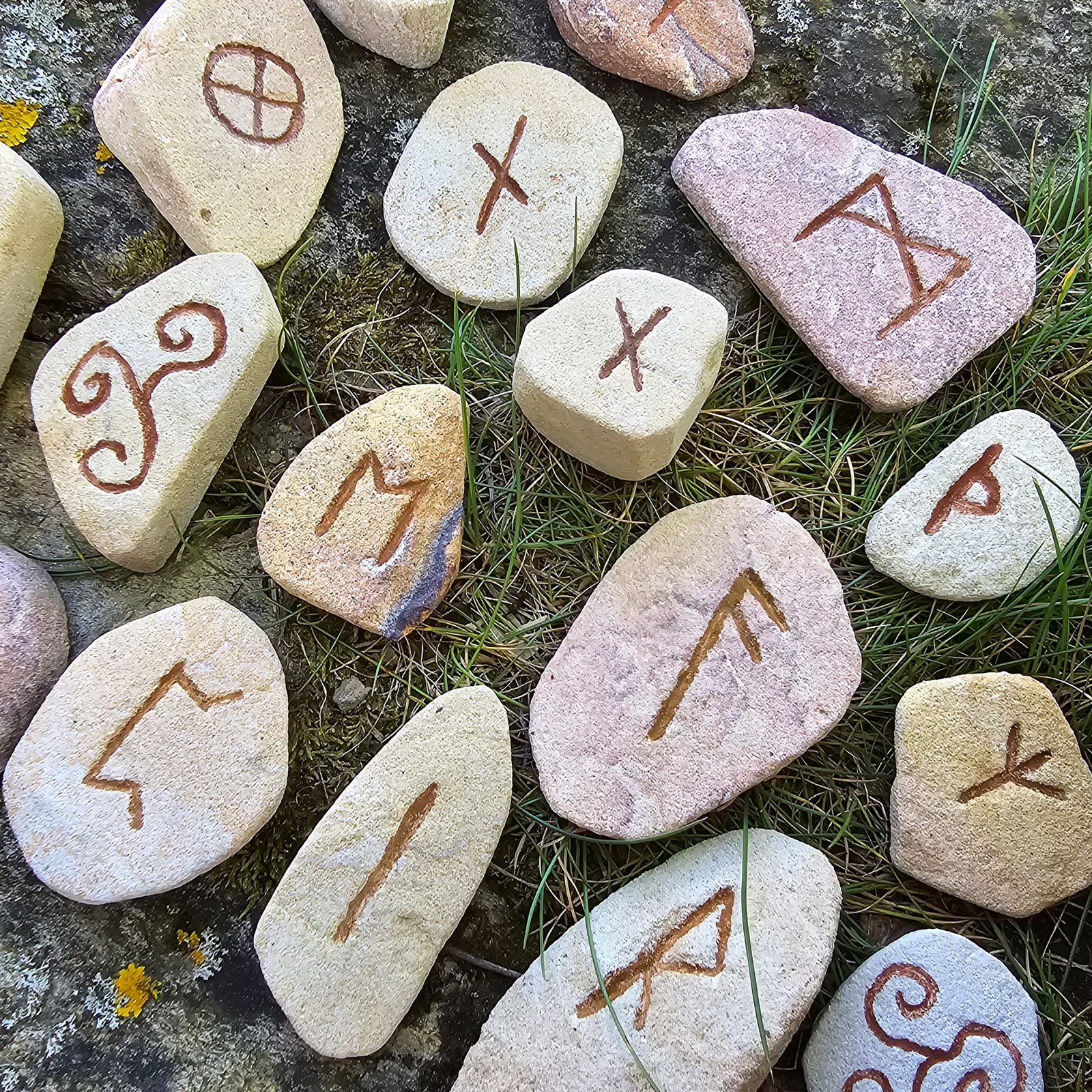 RUNES, engraved in sandstone Wulflund