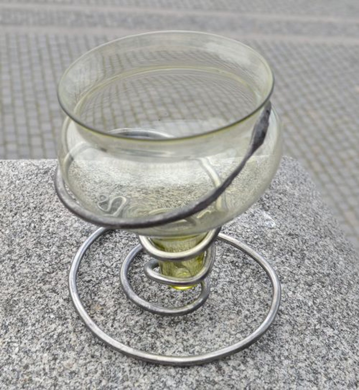 MEDIEVAL GLASS, glass with forged iron stand Wir lassen Geschichte ...