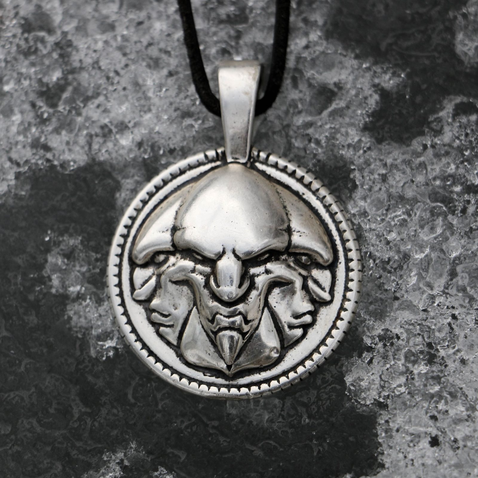 TRIGLAV Slavic Pendant silver Wulflund