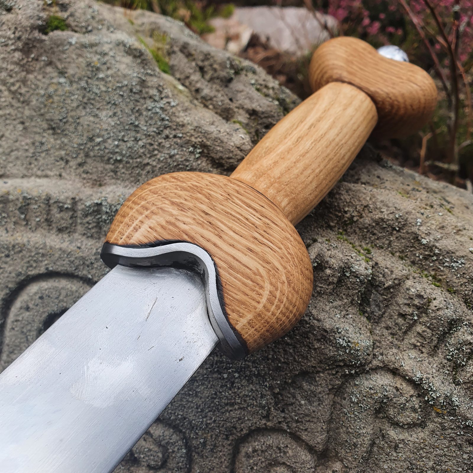 CELTIC SWORD, replica, Early Iron Age, La Téne Wulflund