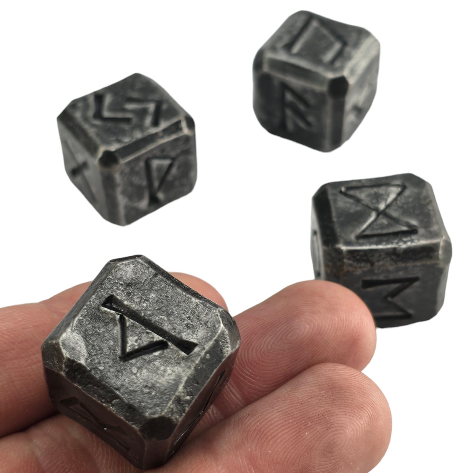 FUTHARK - RUNES, FORGED CUBE 4 PIECES Wulflund