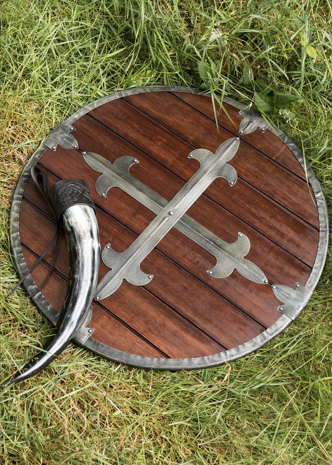 Decorative medieval shield Wulflund