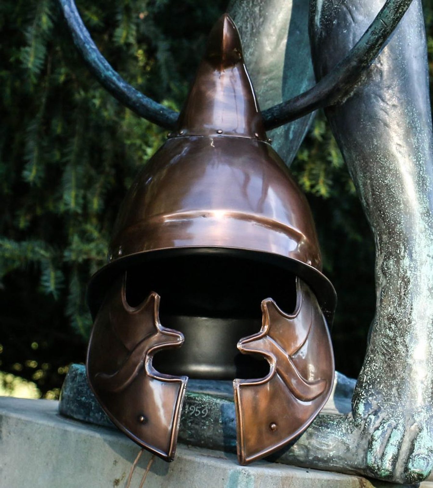Athenian hoplite helmet Wulflund