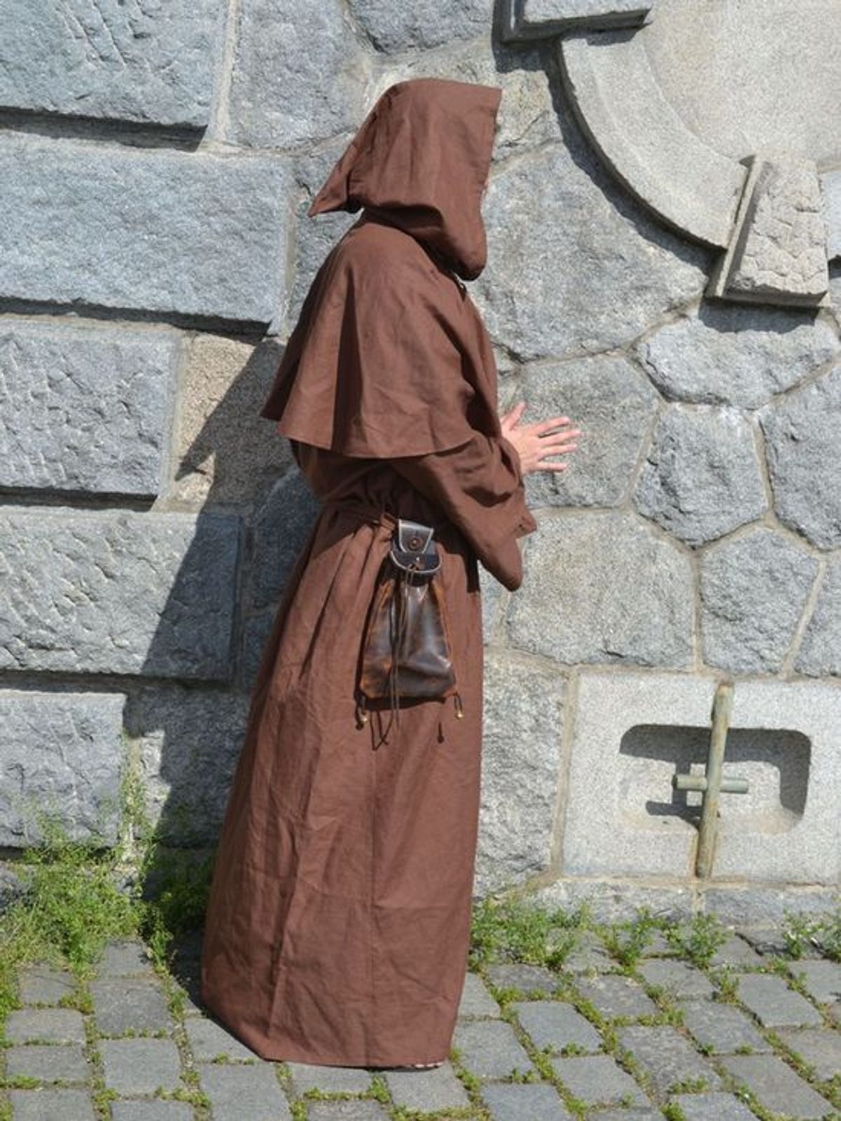 MEDIEVAL MONK, costume rental costume rentals FILM and props Wulflund