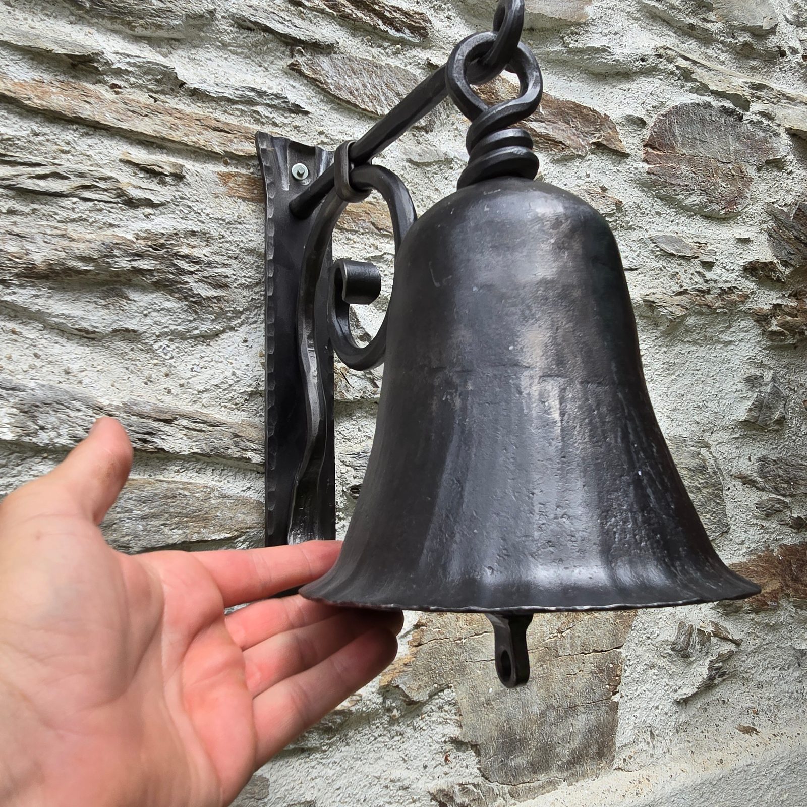 BELL - Large wrought iron bell Wulflund