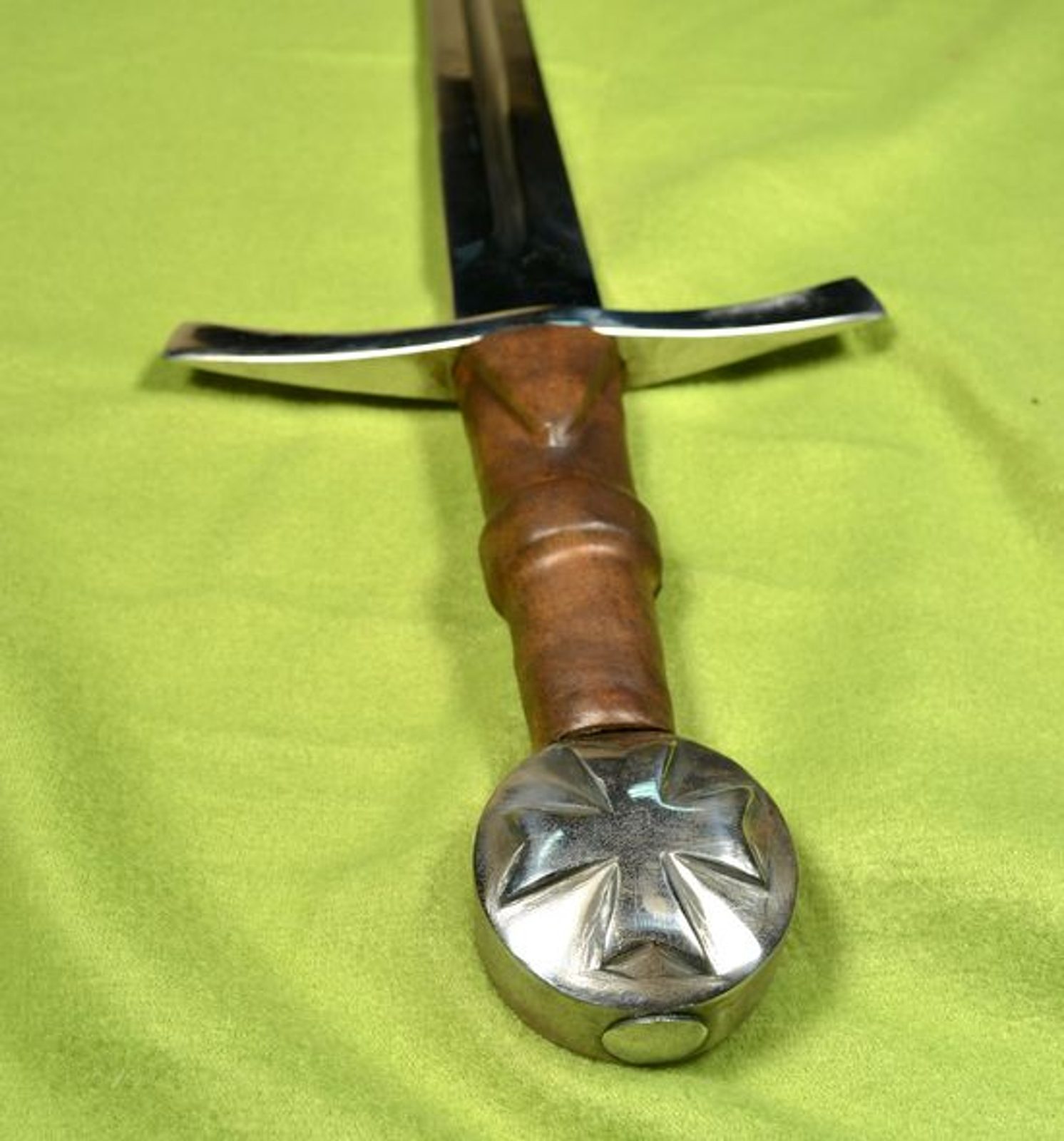 EPTOR, one handed combat sword Wulflund