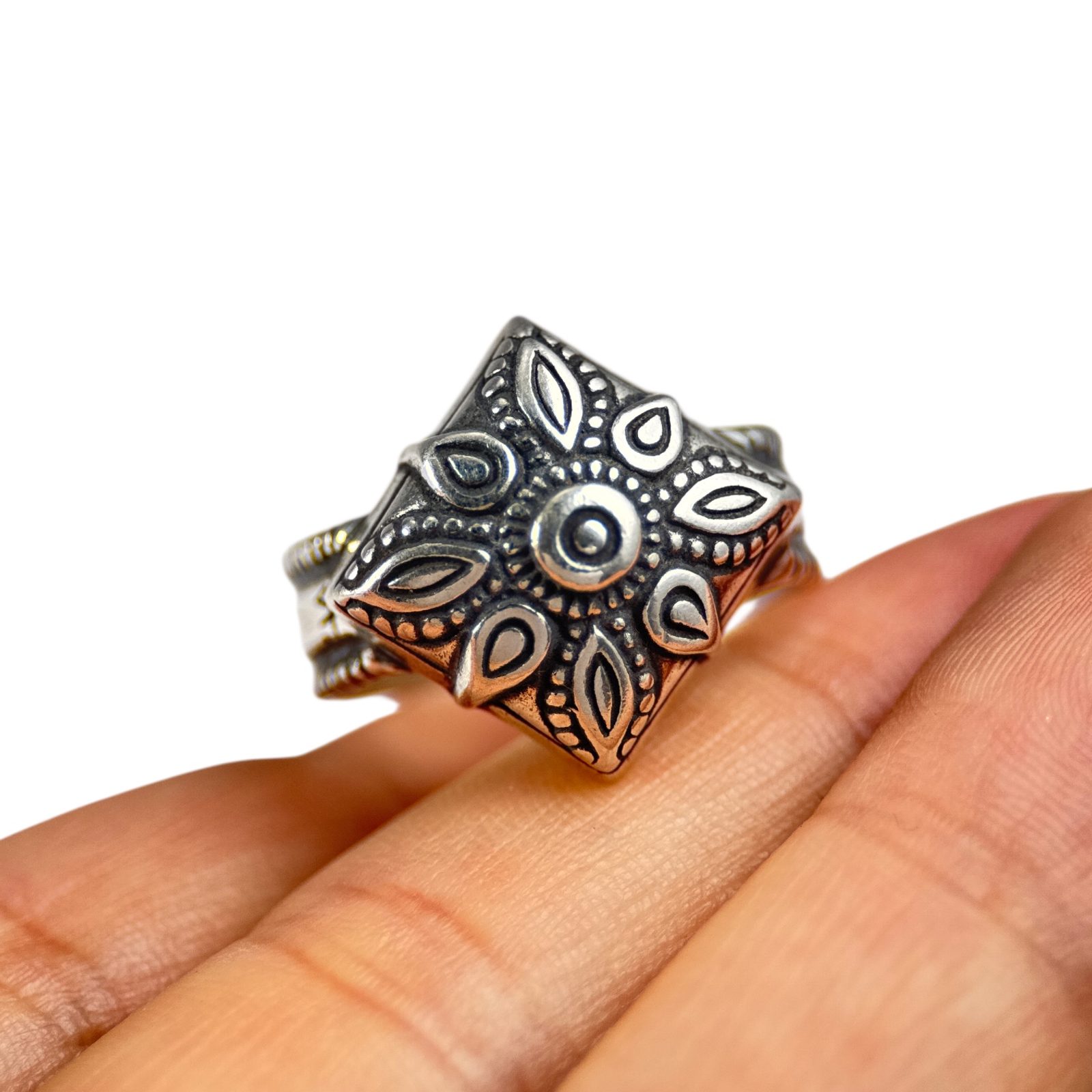 MEDIEVAL RING, 12th century, silver 925 13g Wulflund