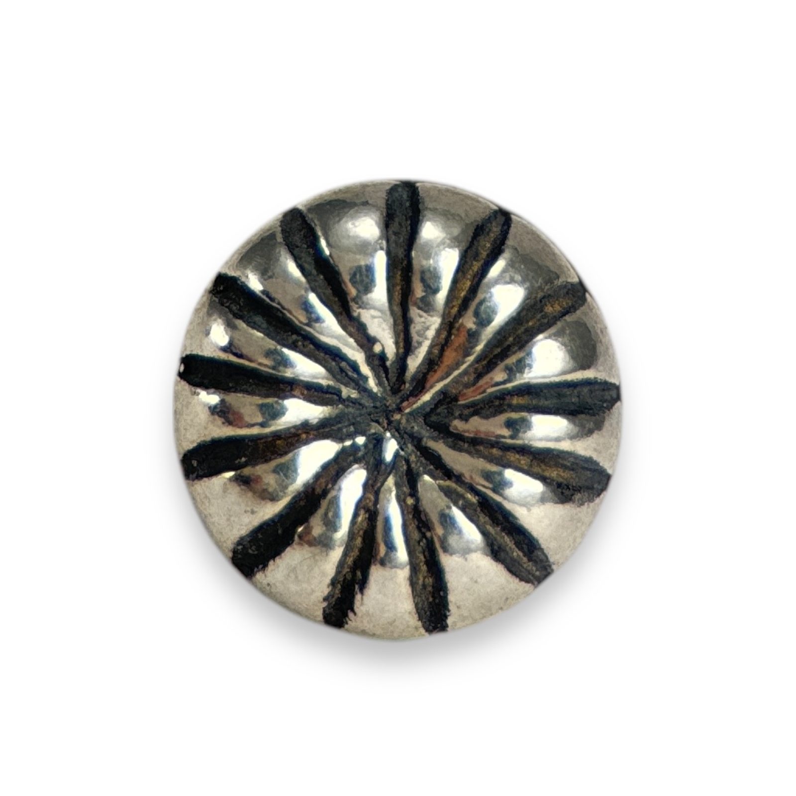 Button, Early Middle Ages, silver Drakkaria pendants Silver jewellery ...