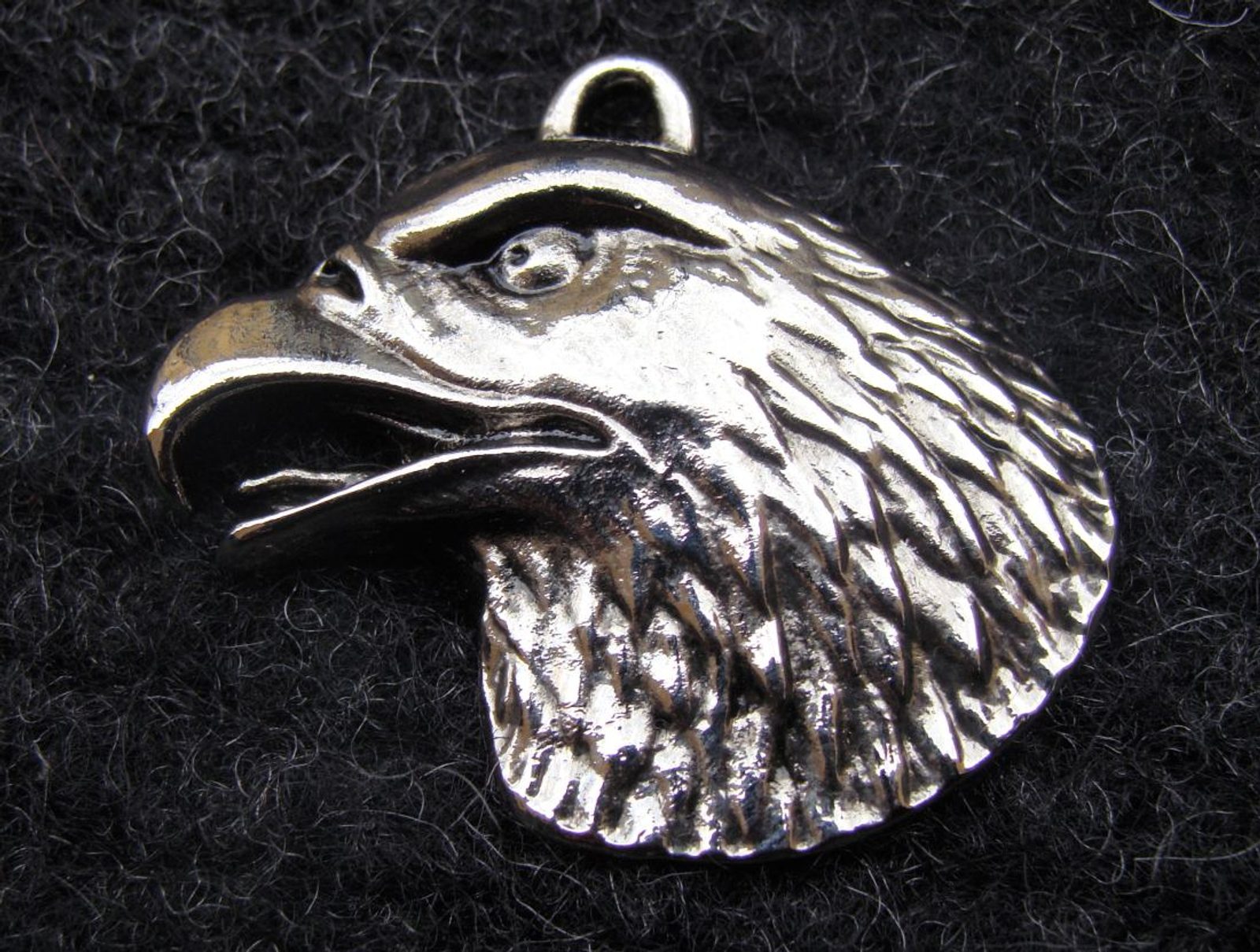 BALD EAGLE HEAD, US national symbol, US SYMBOL, AMRICAN PATRIOTISM Wir ...