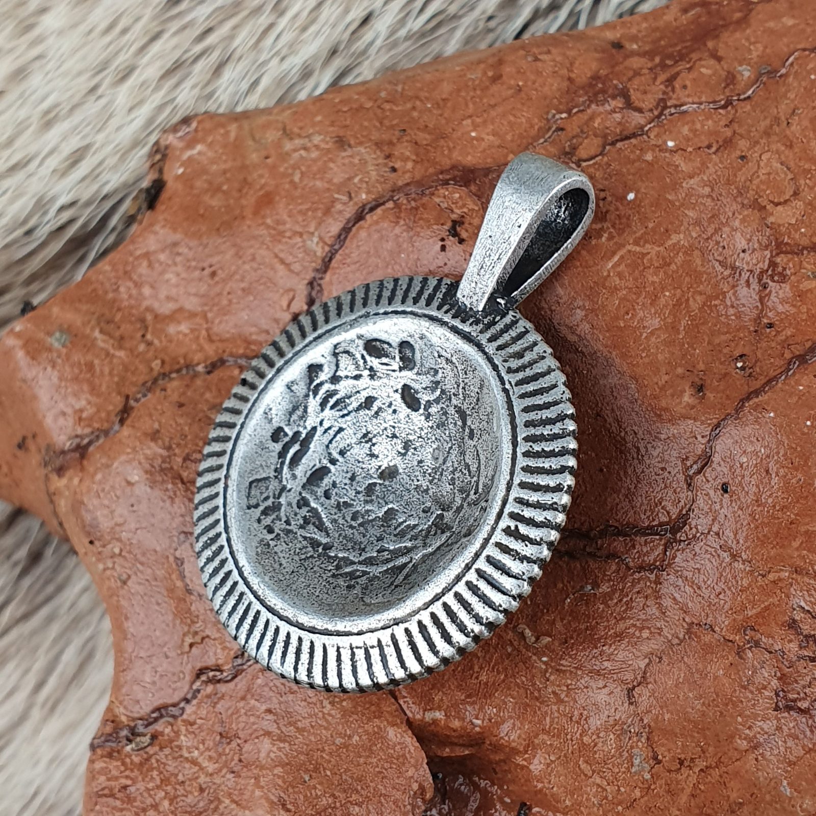 TRIGLAV Slavic God, pendant, zinc Wulflund