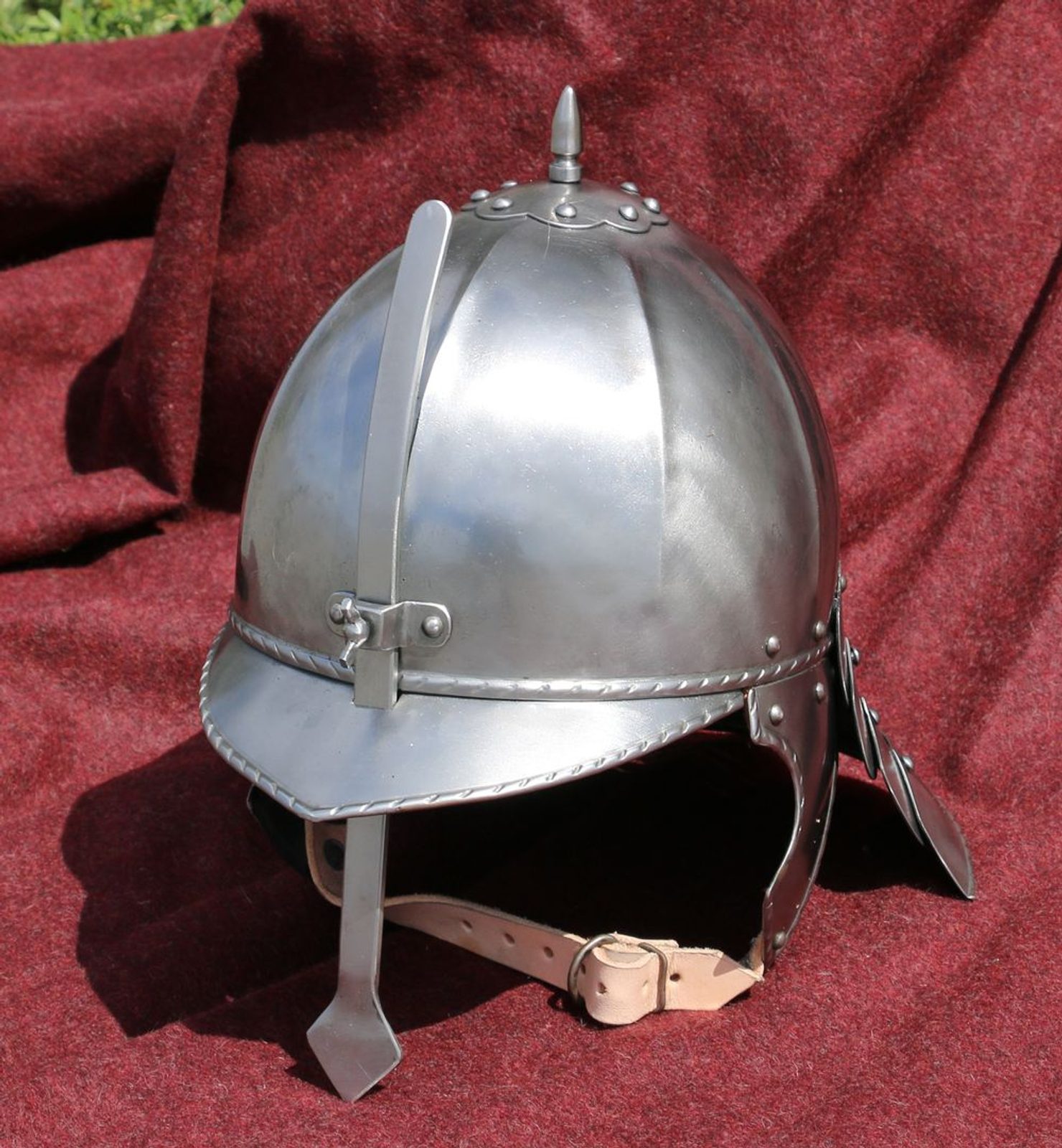 PAPPENHEIM, Casque, 17ème siècle Nous faisons revivre l'histoire