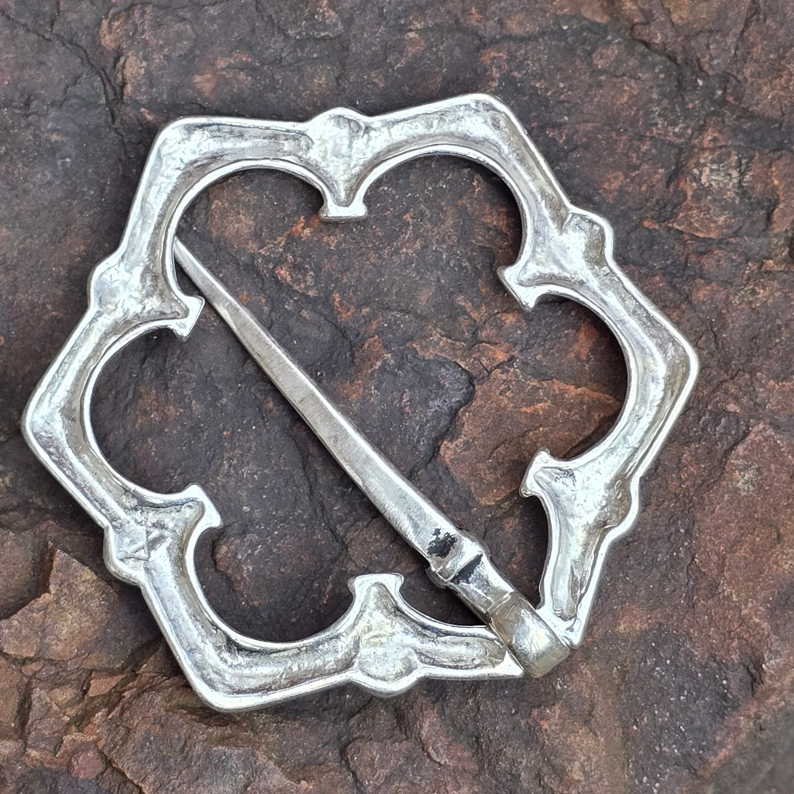 MEDIEVAL BROOCH, costume with enamel, bronze, silver plated Wulflund