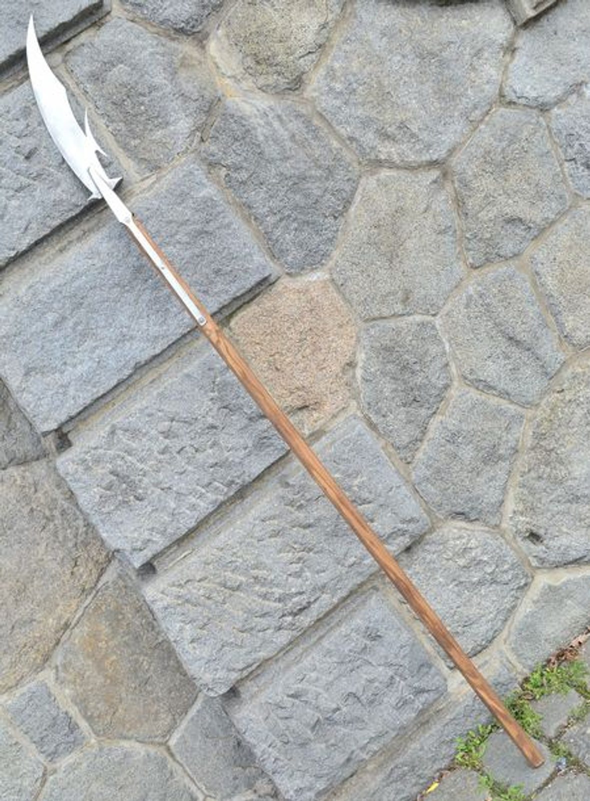 Glaive, polearm weapon replica Wulflund