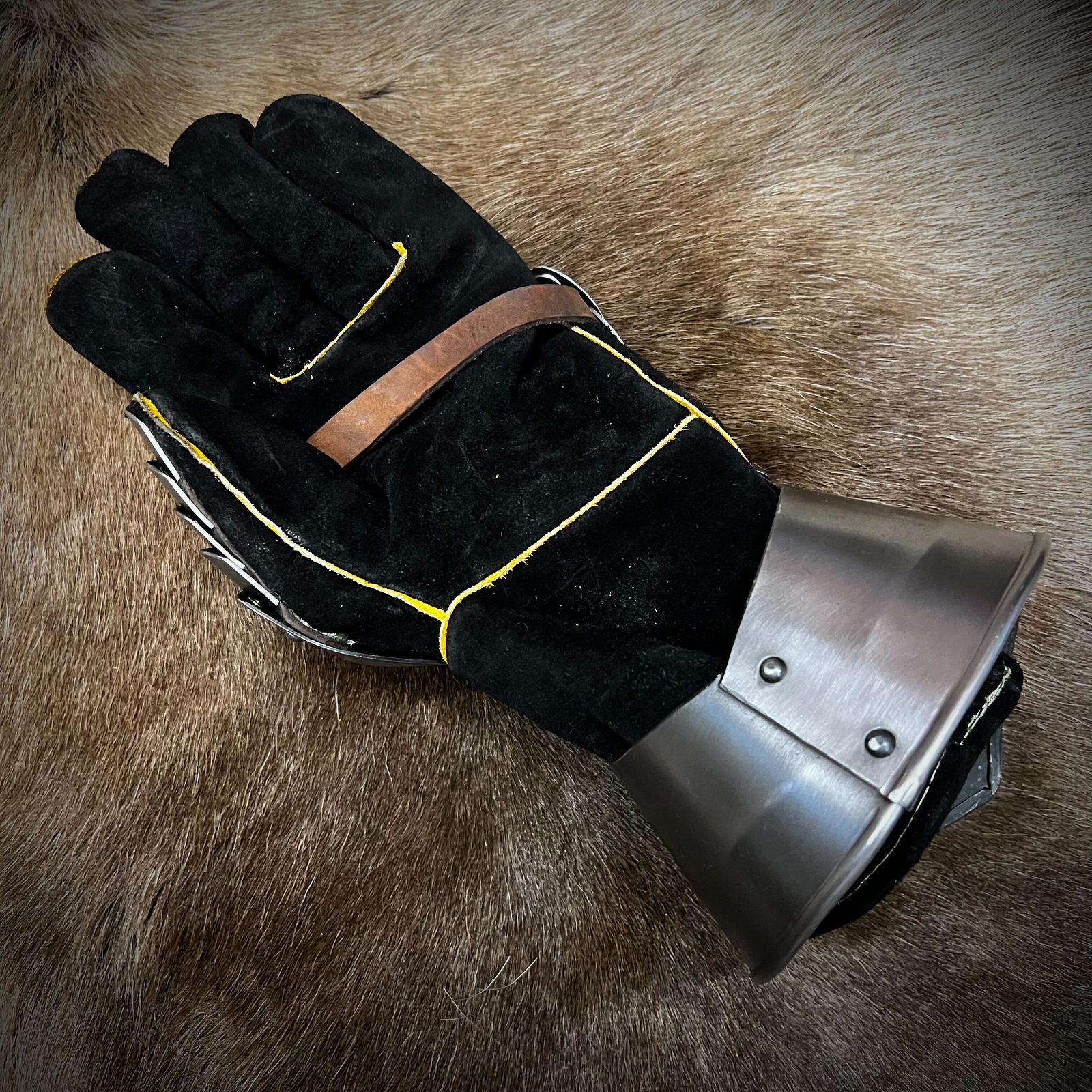 Plate Gauntlets Fully Functional Finger Gauntlets and Mitten Gauntlets ...