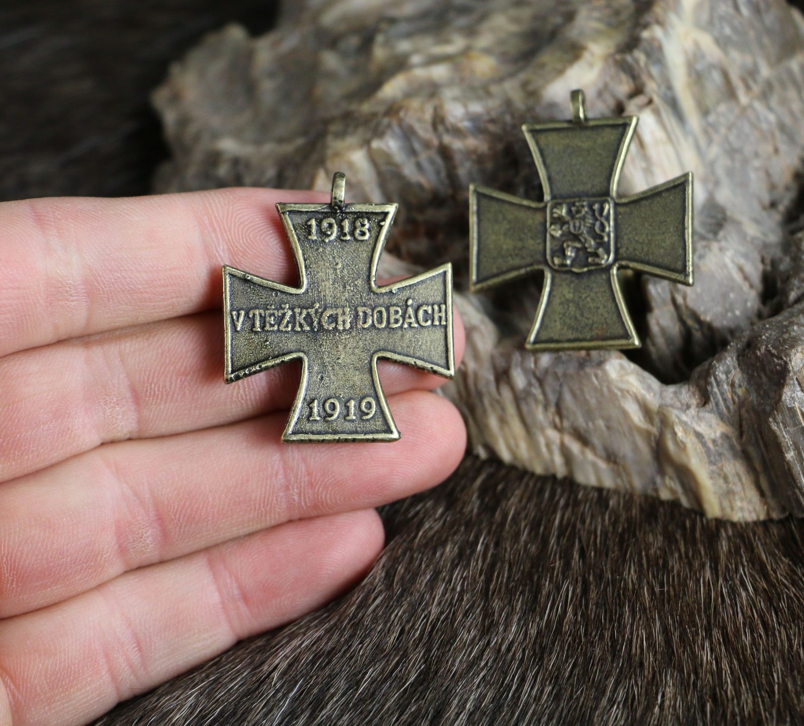 Cross In Hard Times 1918-1919, Reproduktion, altes Messing Wir lassen ...