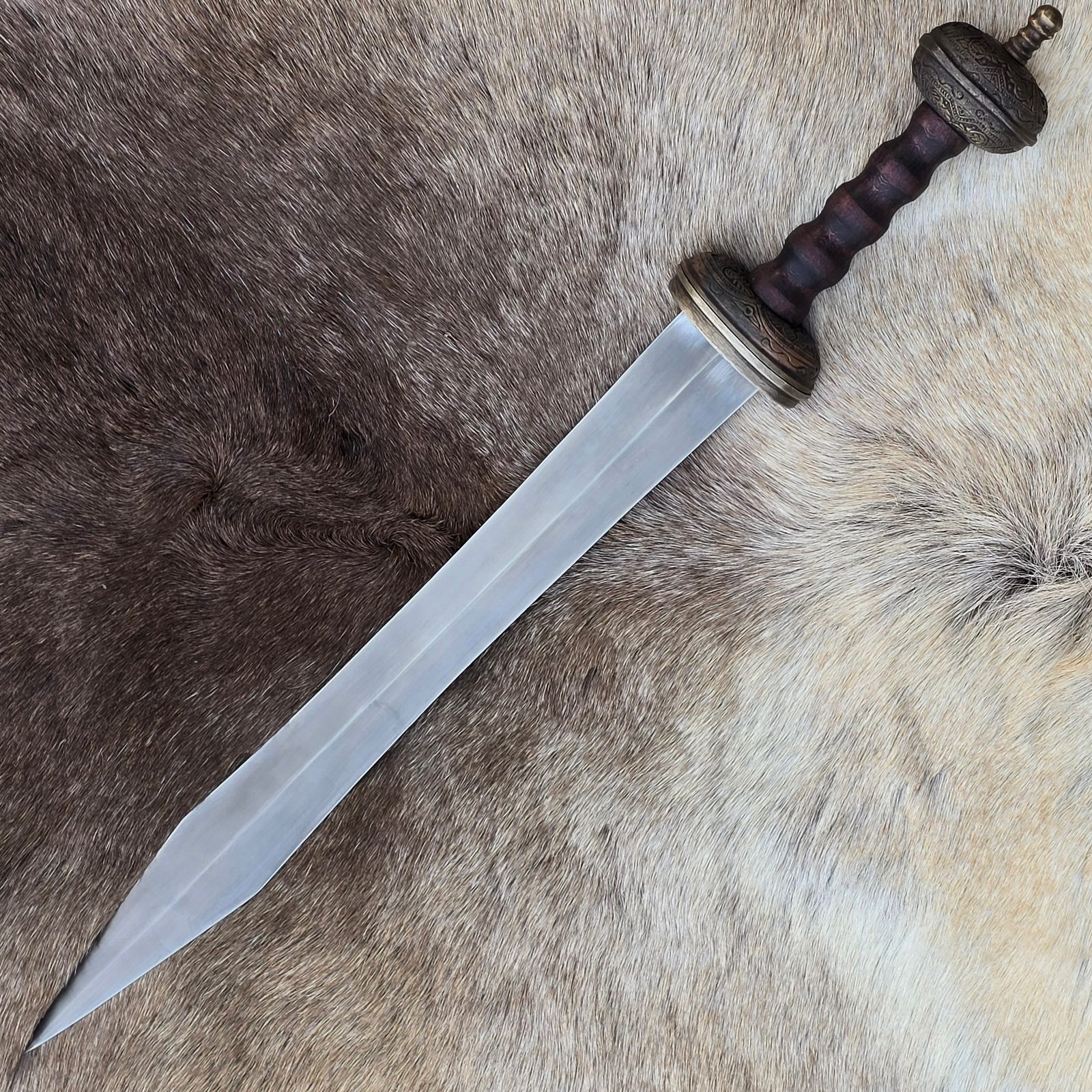 Gladius, Marcus Aquila, Roman sword Wulflund
