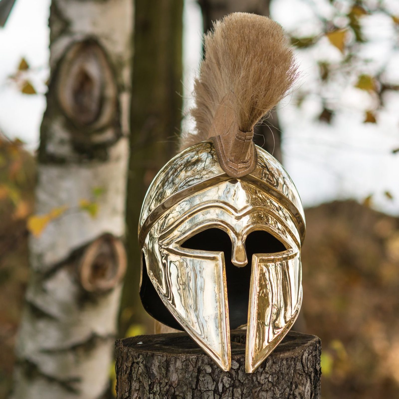 Greek helmet with chokol, brass Wulflund