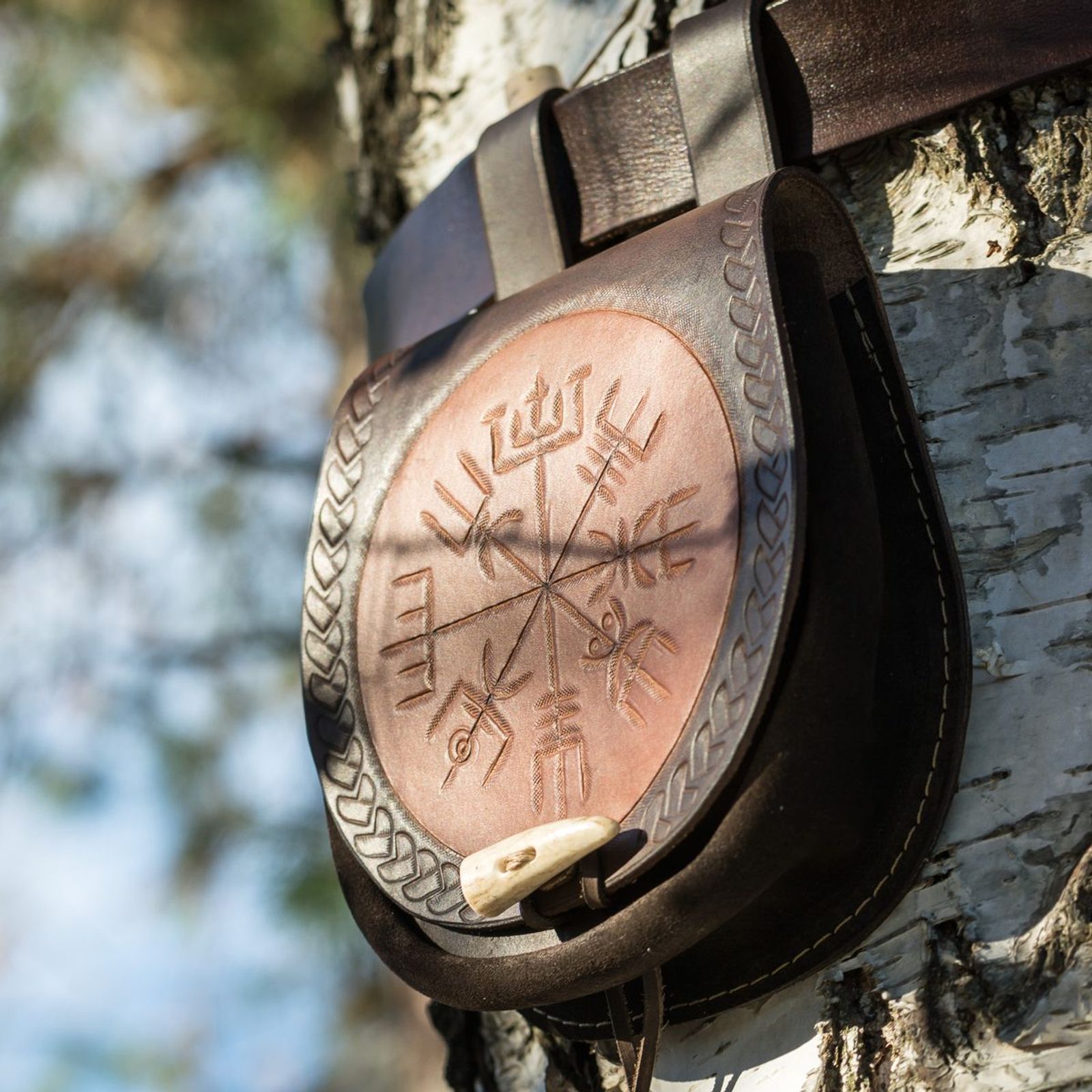 Vegvísir, leather viking bag Wulflund