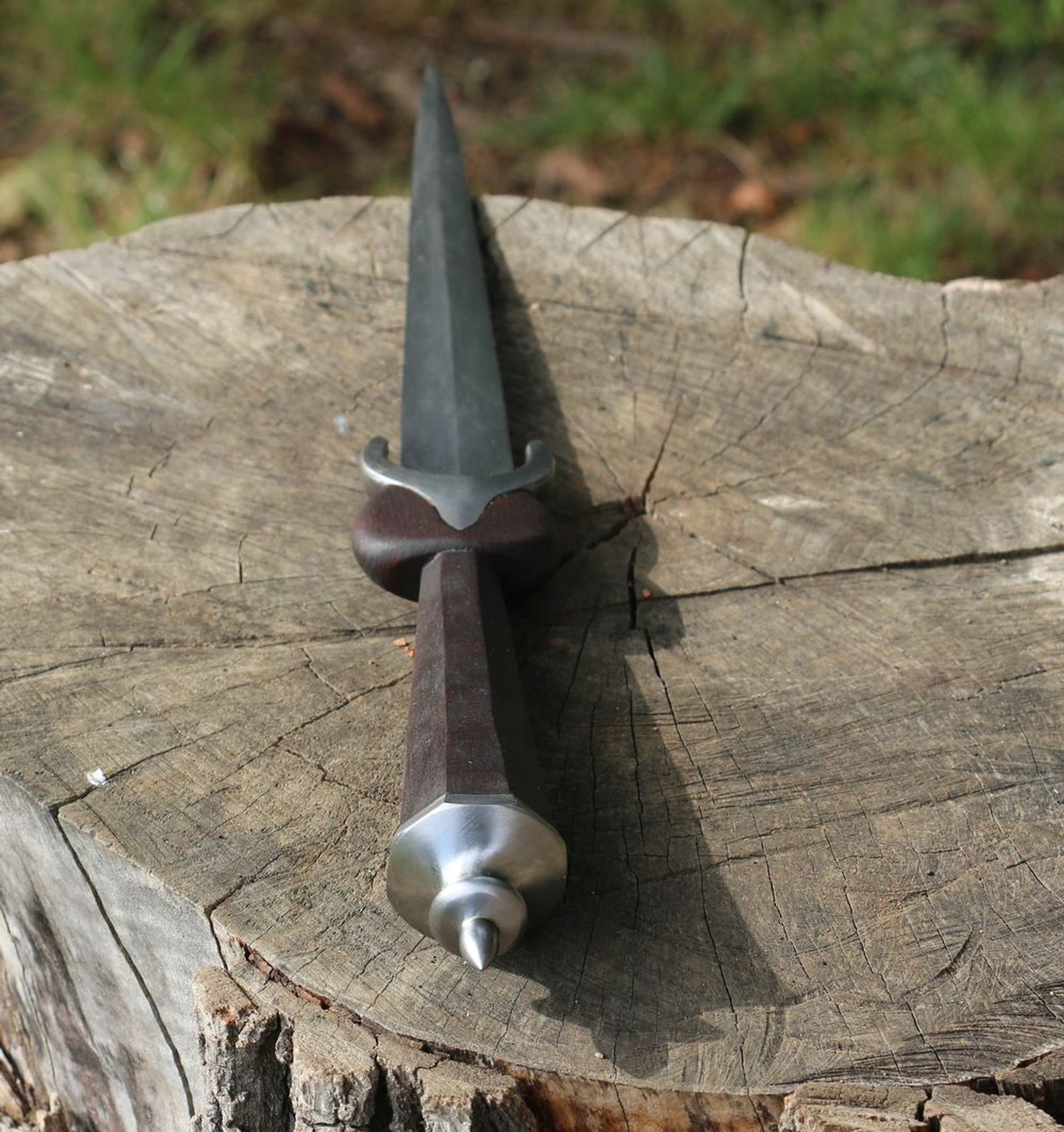 Bollock dagger, forged, 15th century Wulflund