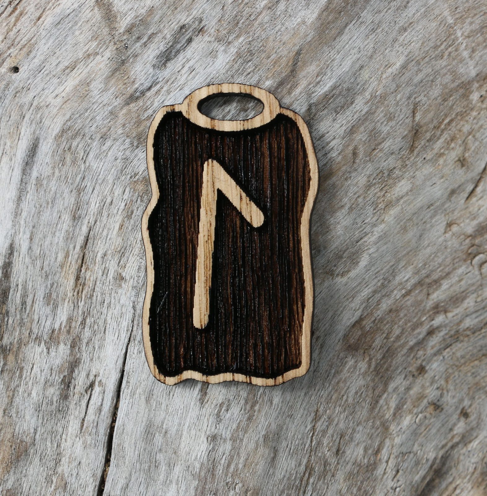LAGUZ - Rune - Futhark, Wood Kadlus rune pendants Jewellery Wulflund