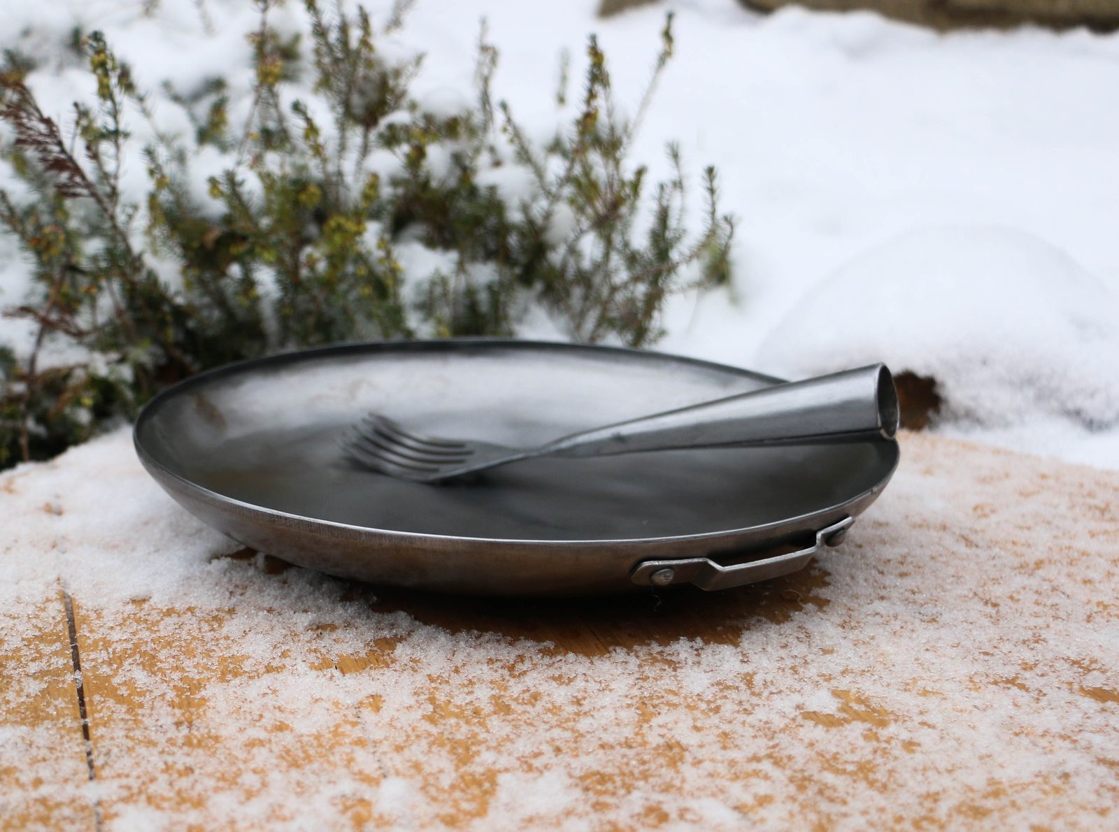 OUTDOOR PAN 23 cm with fork handle, Perunika system for BUSHCRAFT Wulflund