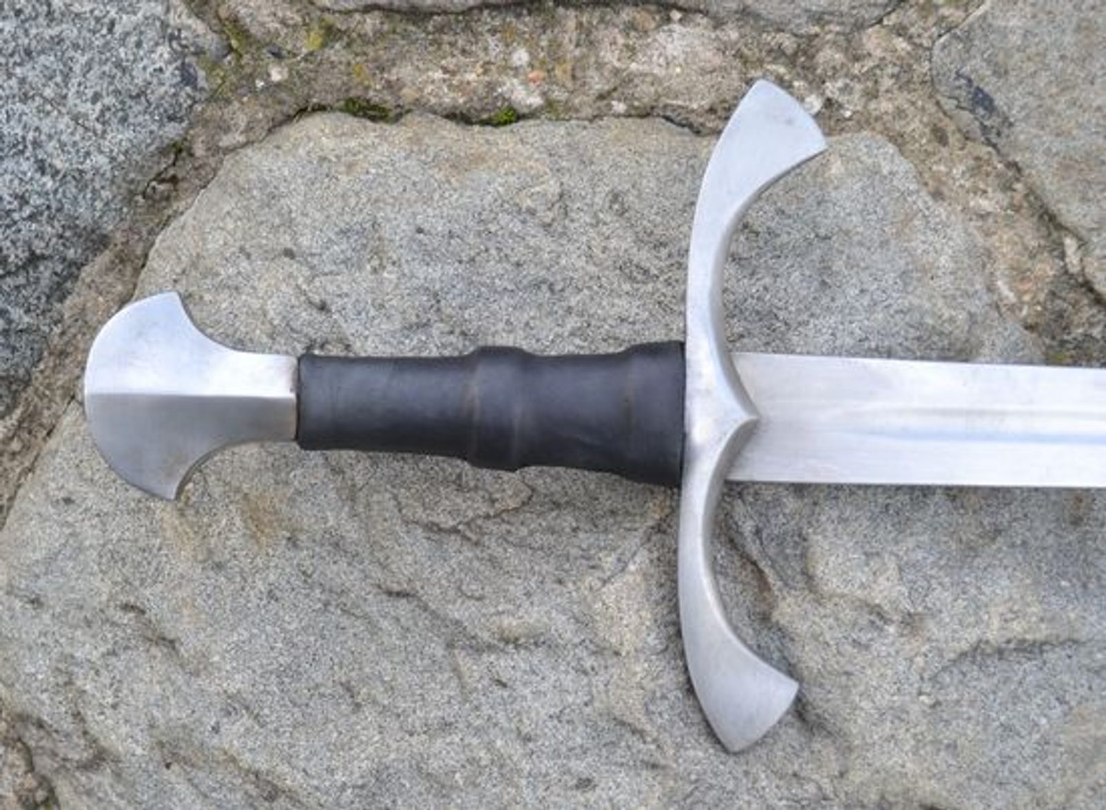 TALON, one handed combat sword Wulflund