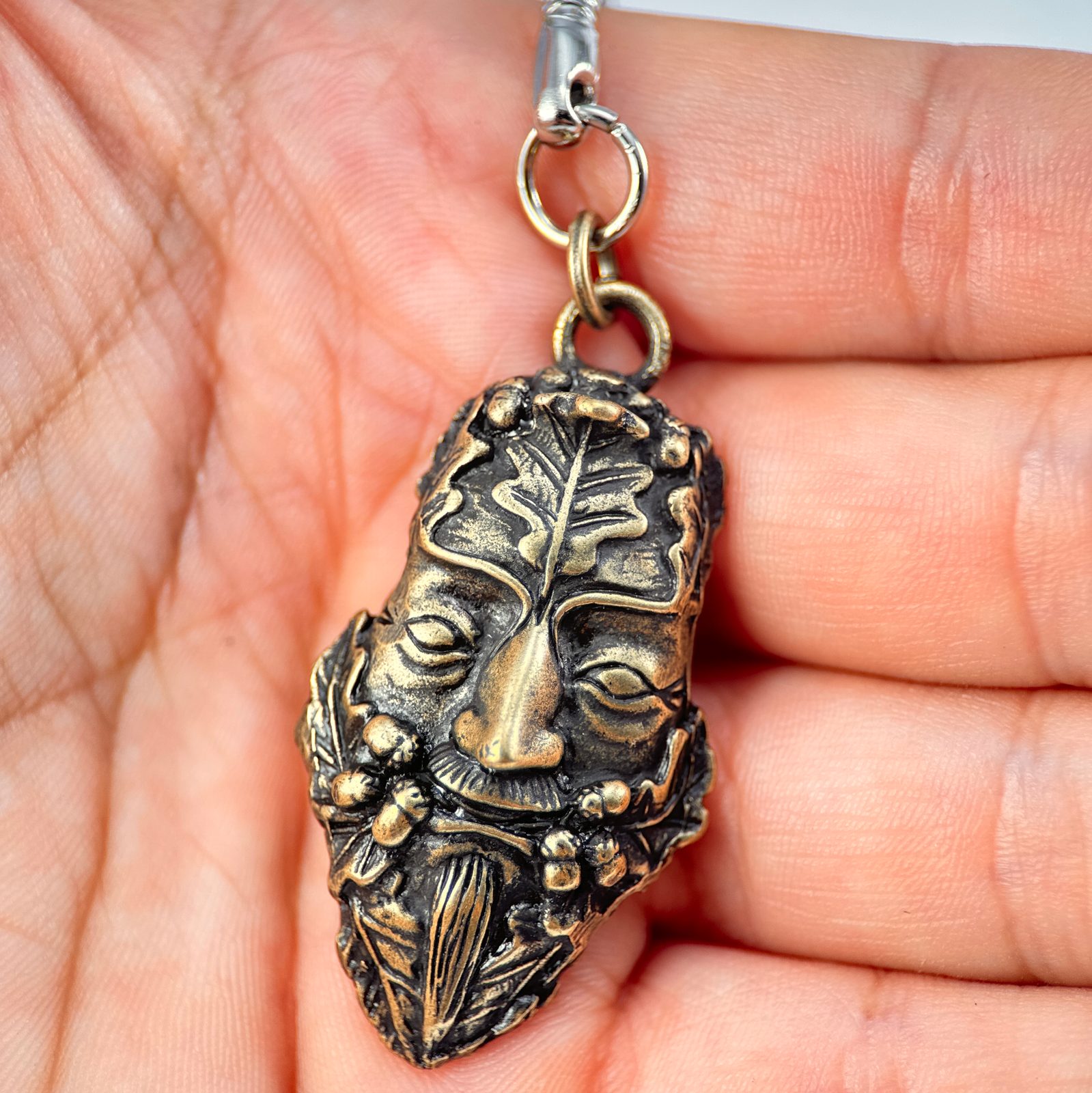 GREEN MAN, oak, key ring, zinc old brass Wulflund