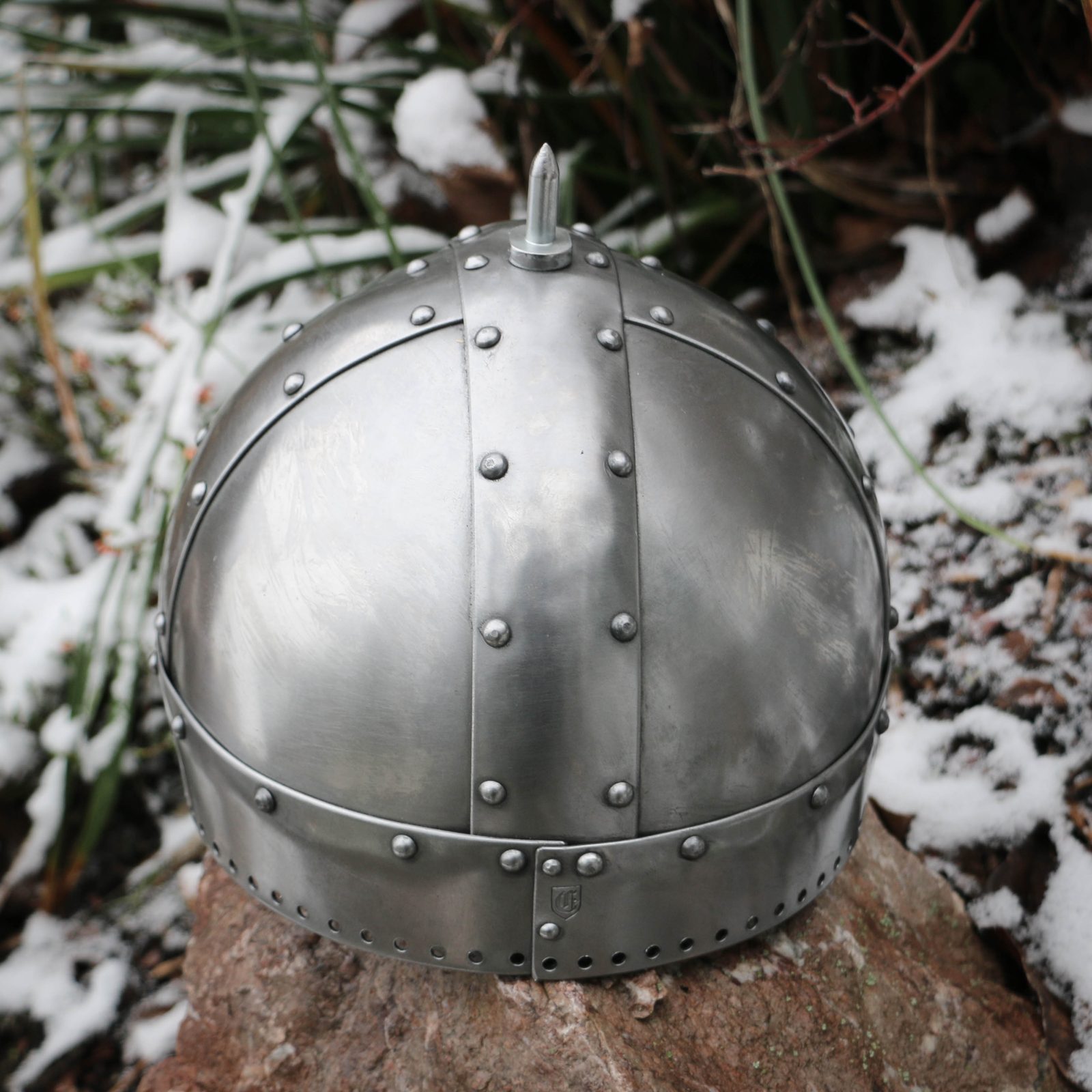 HELMET après la barre de Gjermundbu Nous faisons revivre l'histoire