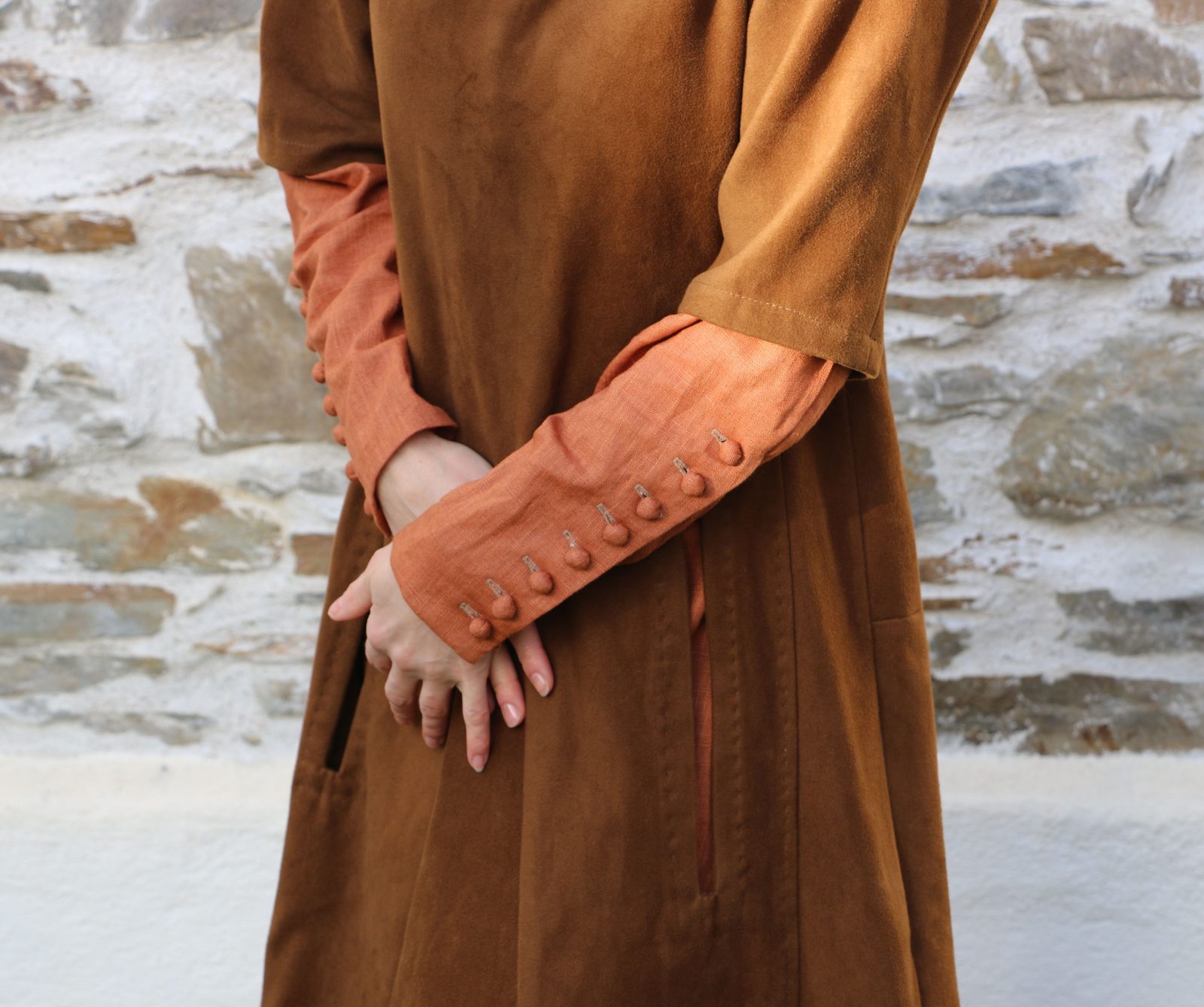 UPPER DRESS - MEDIEVAL COSTUME, ladies, 14th century Wulflund