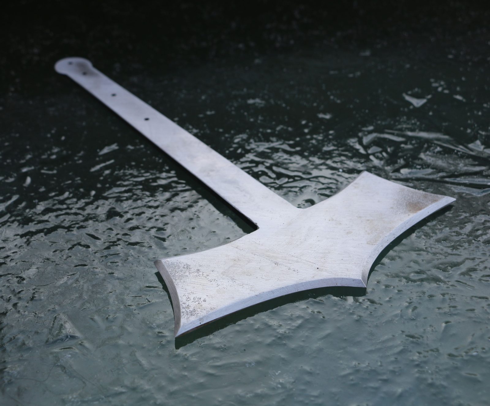 MJÖLNIR throwing axe, Wulflund forge Wulflund