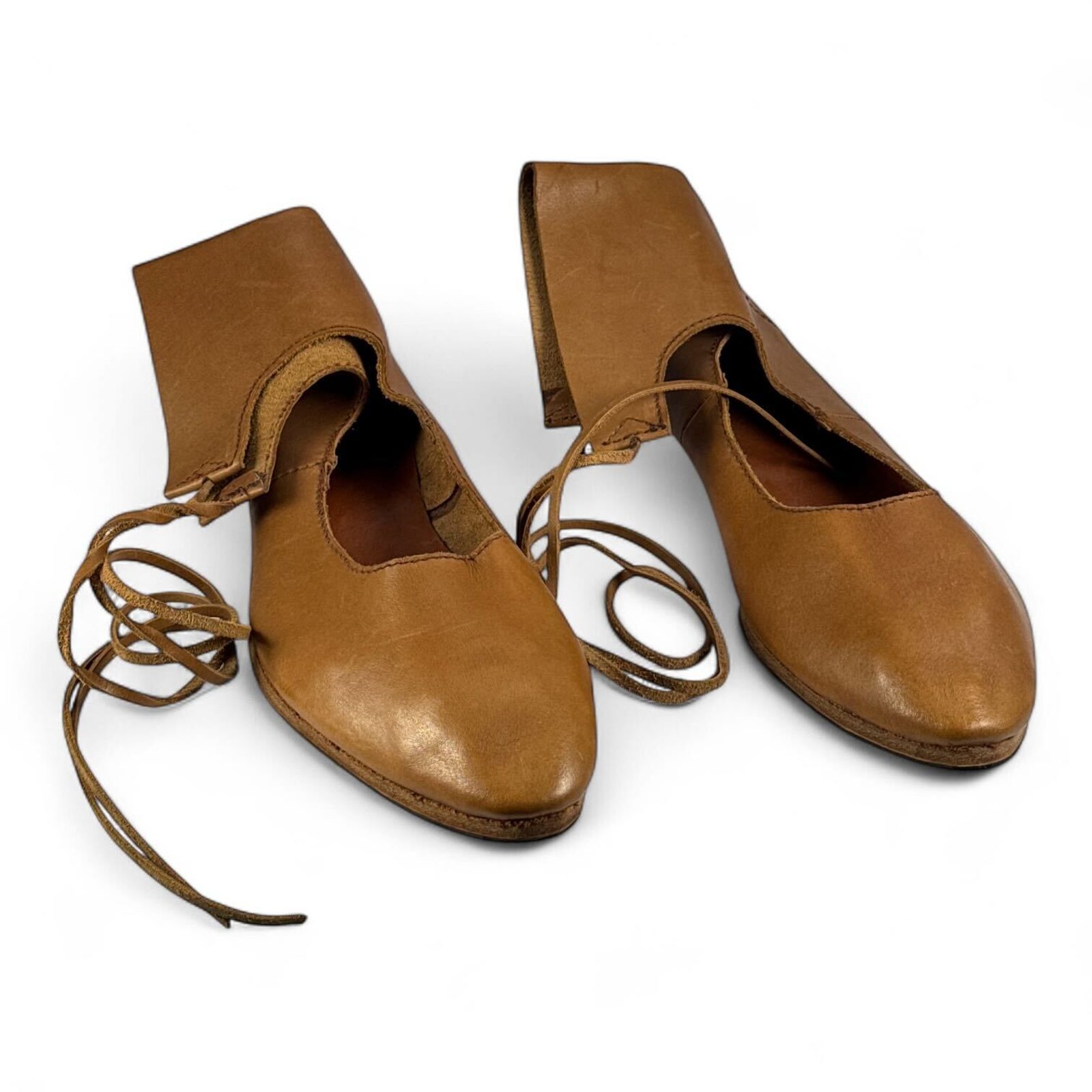 Leather medieval women's shoes Wulflund