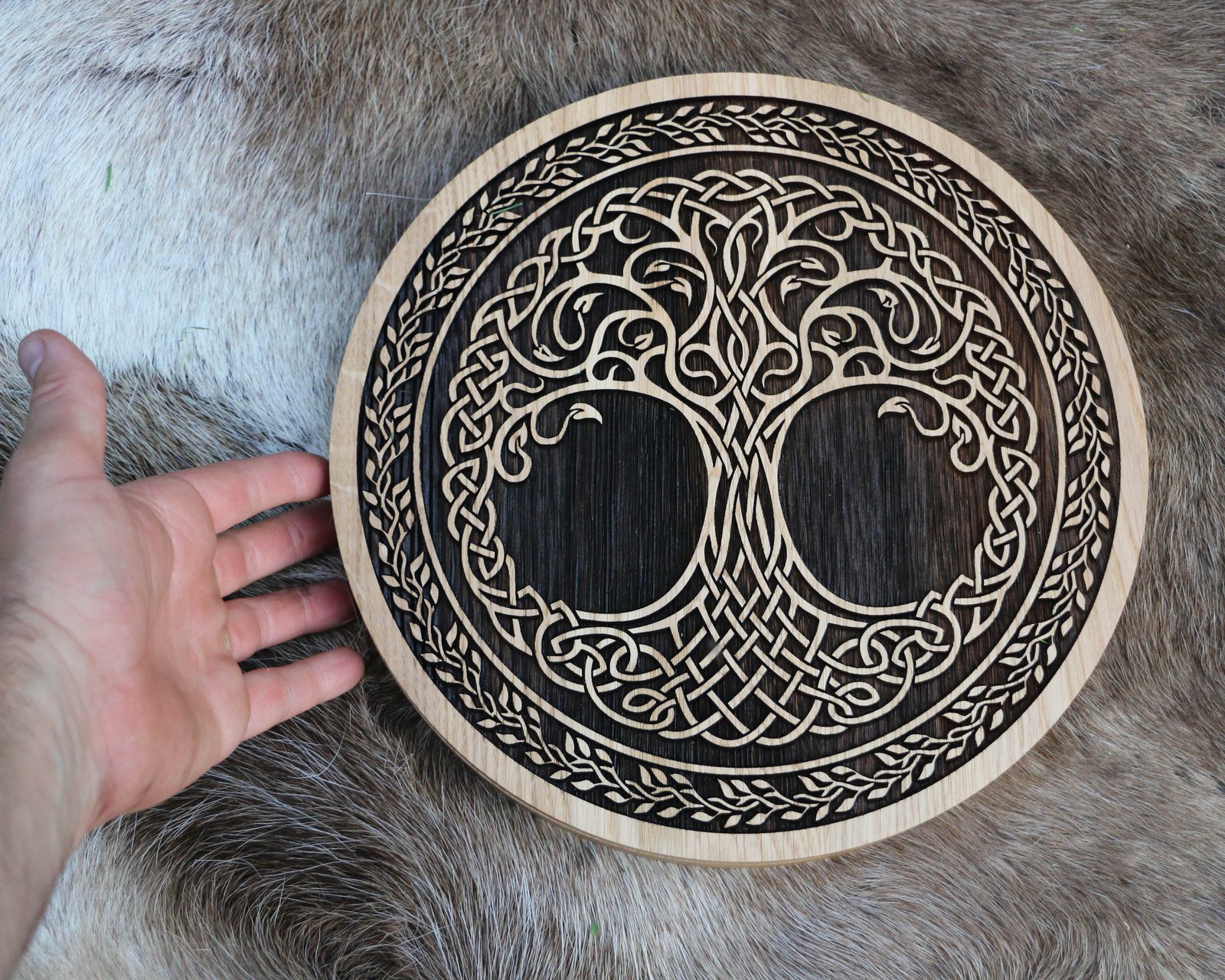 YGGDRASIL - WOODEN RUNES FUTHARK SET Wulflund