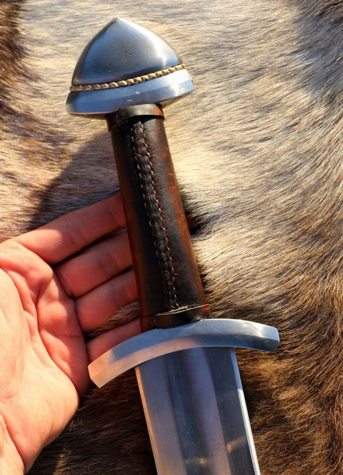 SKOFNUNG, forged viking sword Wulflund