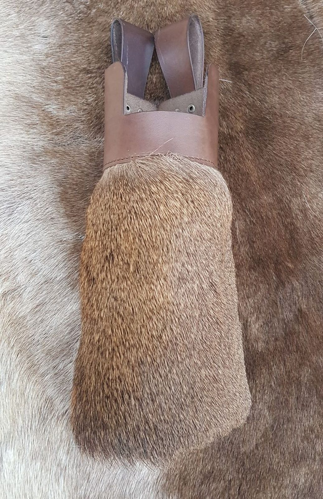 QUIVER WITH FUR, For Crossbow Bolts Wulflund