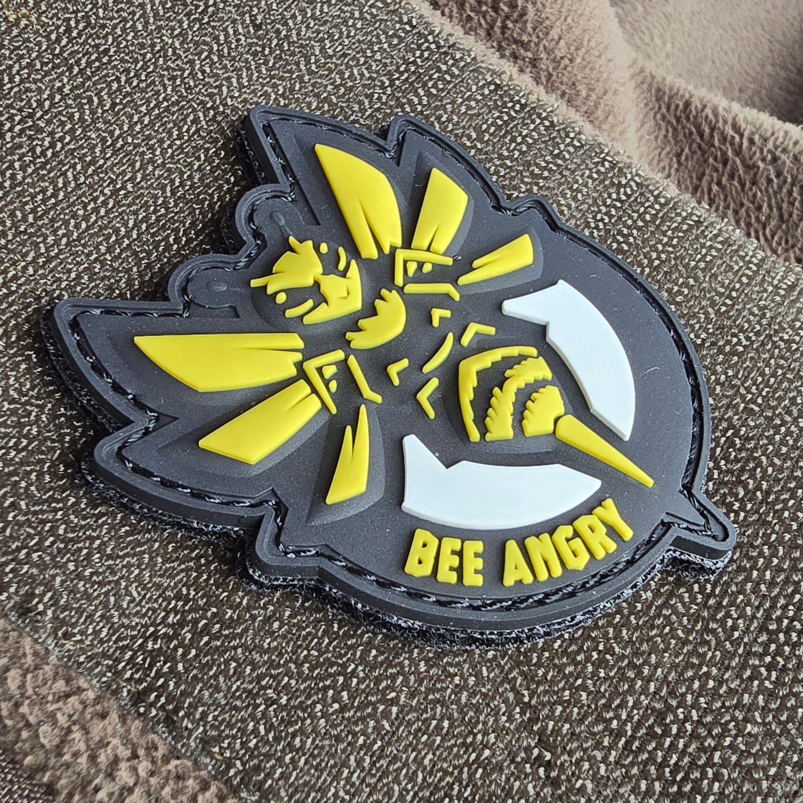 BEE ANGRY - patch PVC Wulflund