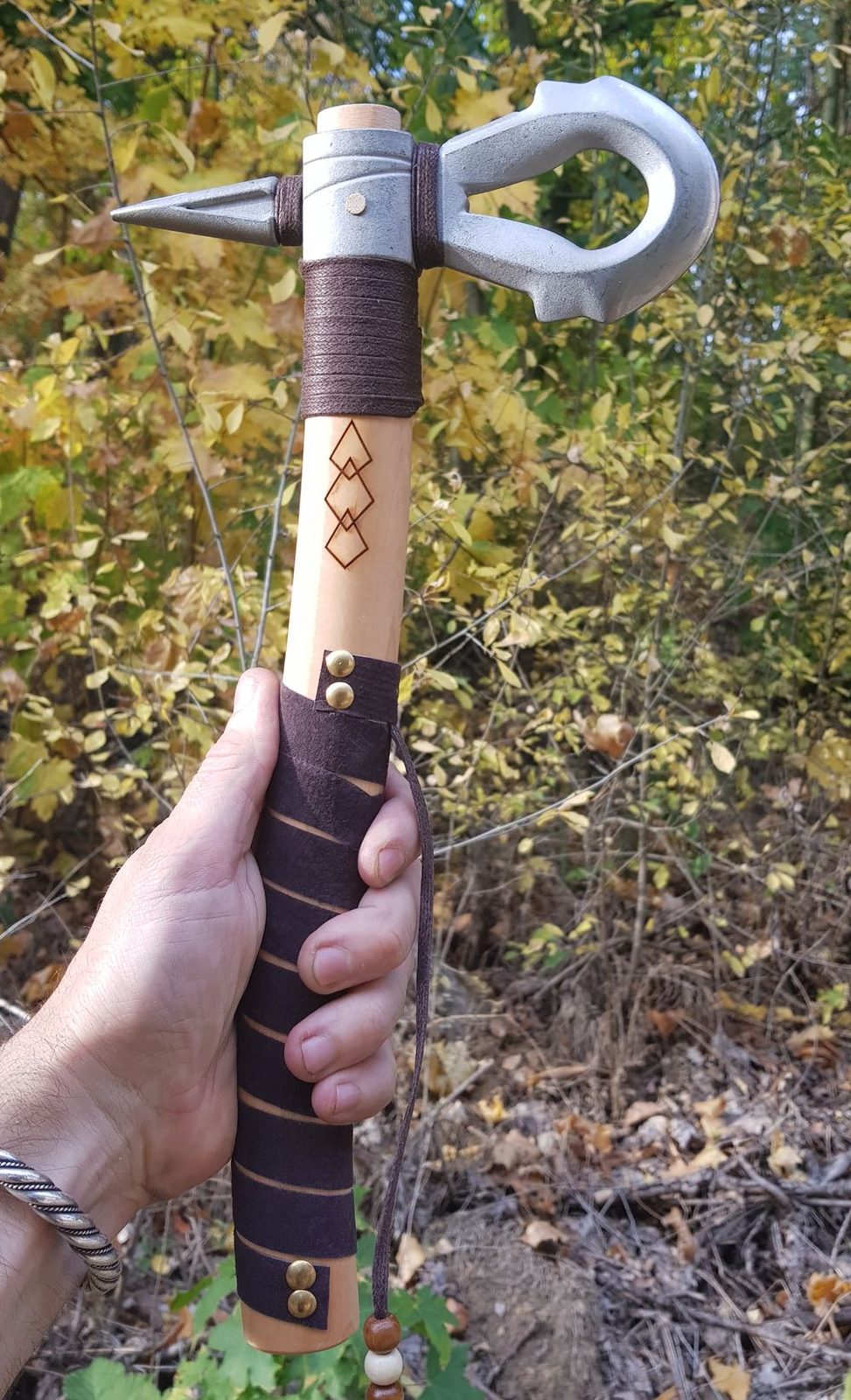 TOMAHAWK Cosplay Replica Wulflund
