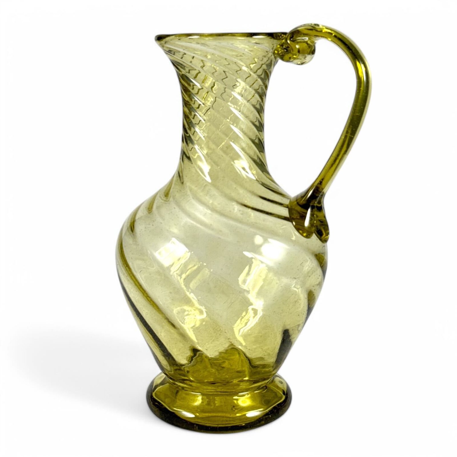 VERONA - jug, medieval green glass Wulflund