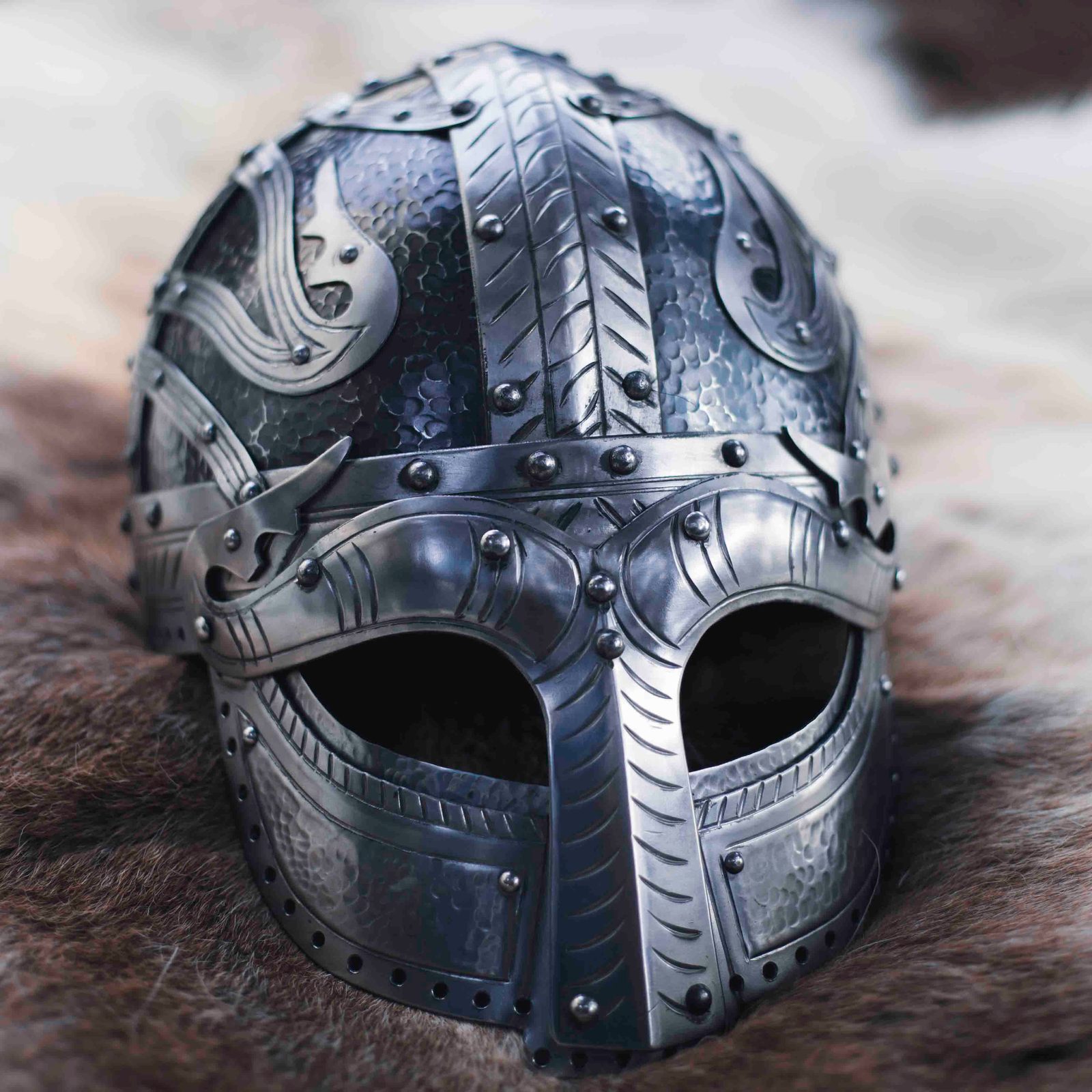 VENDEL, a luxurious Viking helmet Wulflund