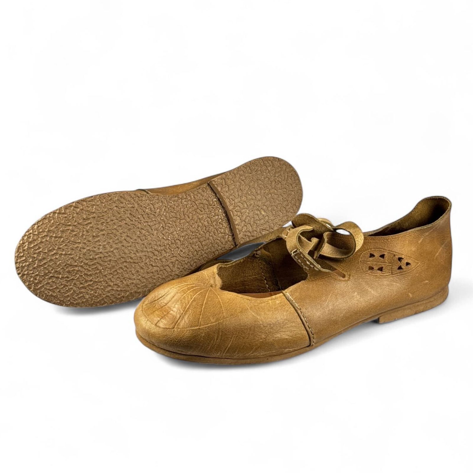 Leather medieval women's shoes Wulflund